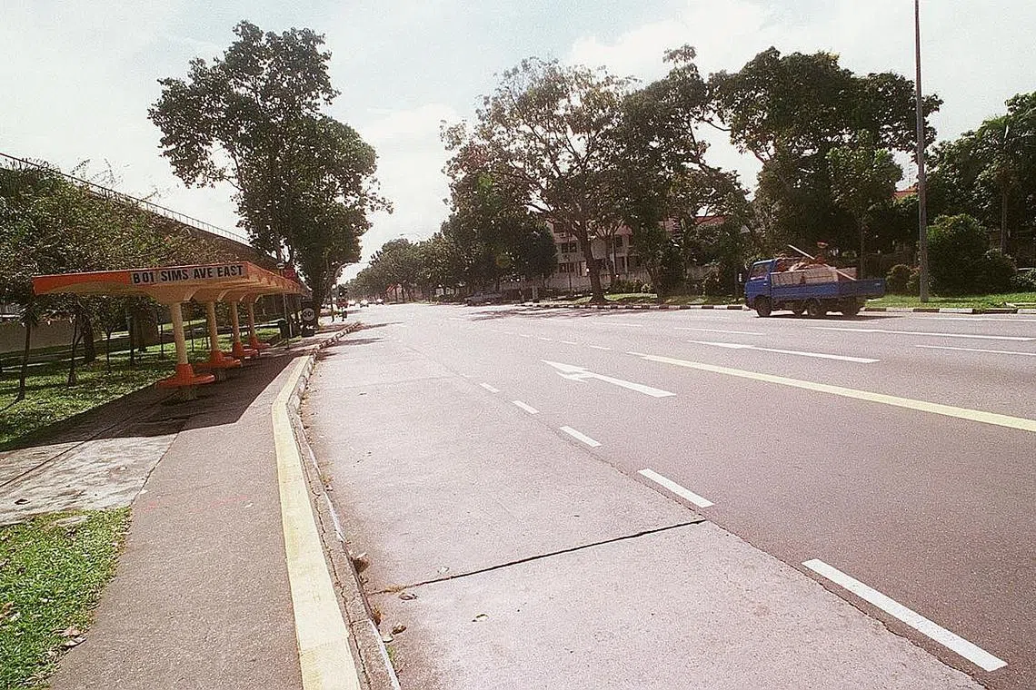 Sebuah Pondok Bas, Berita Bahasa Budaya - Beritaharian.sg