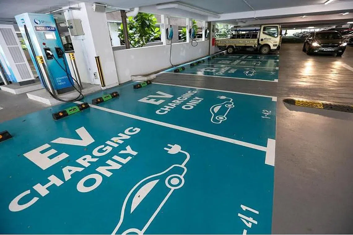 Pemerintah cadang undang-undang bagi pengecasan EV, saran wajibkan ...