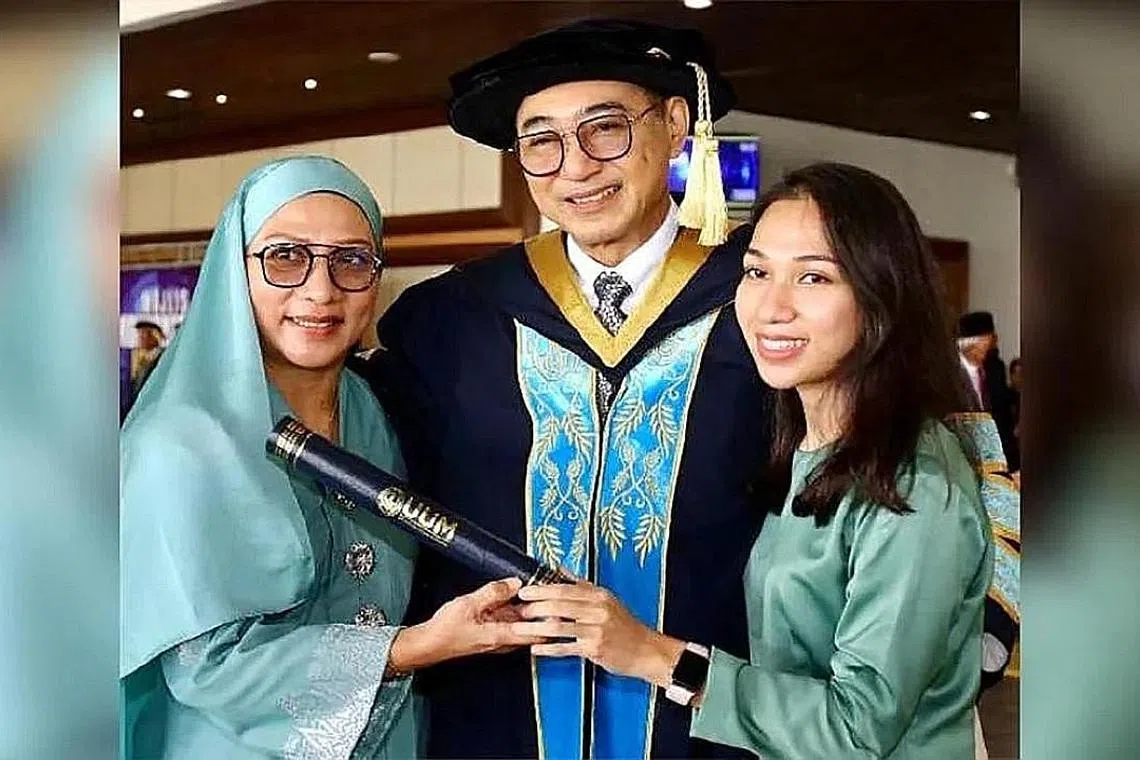 Penggubah lagu asal S'pura raih PhD, Berita Gaya Hidup - Beritaharian.sg