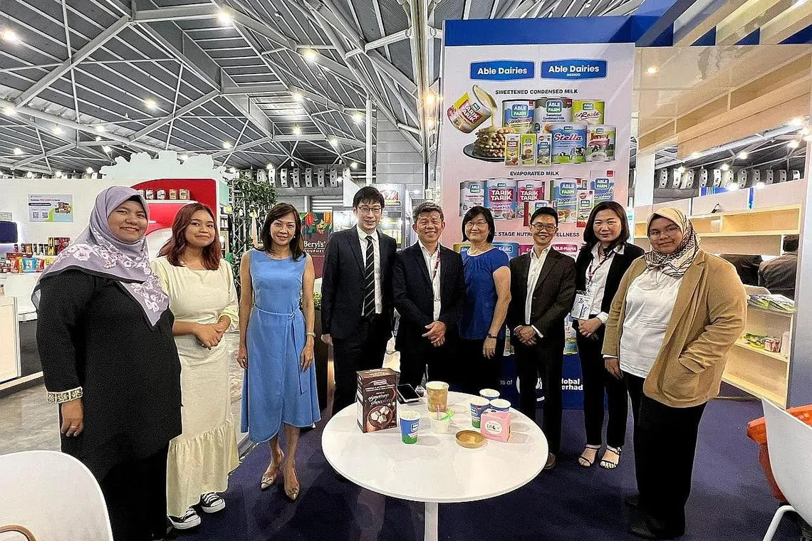 Produk makanan edaran syarikat Melayu tarik minat wakil luar negara ...