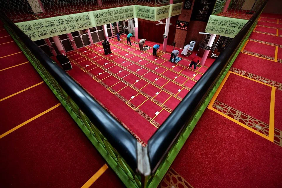 Masjid En-Naeem, Masjid Temenggong Daeng Ibrahim dibuka semula, Masjid ...