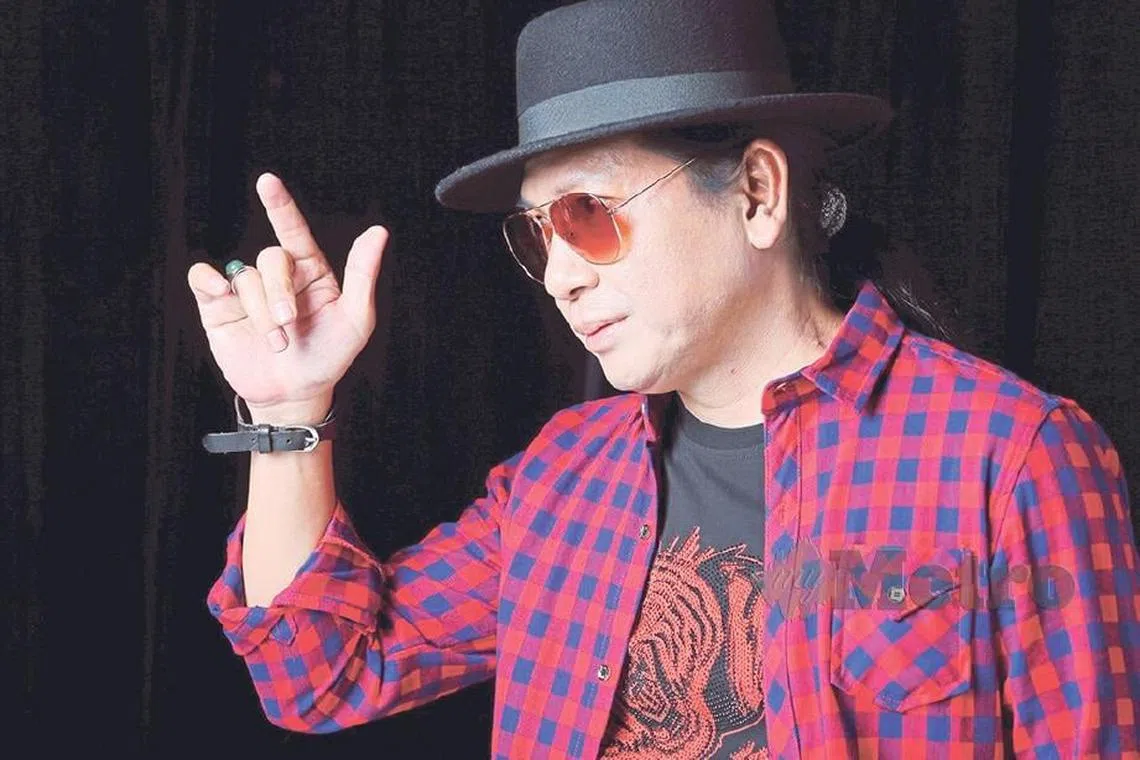 Penyanyi Tia Jinbara meninggal dunia kerana barah hati, Berita Gaya ...