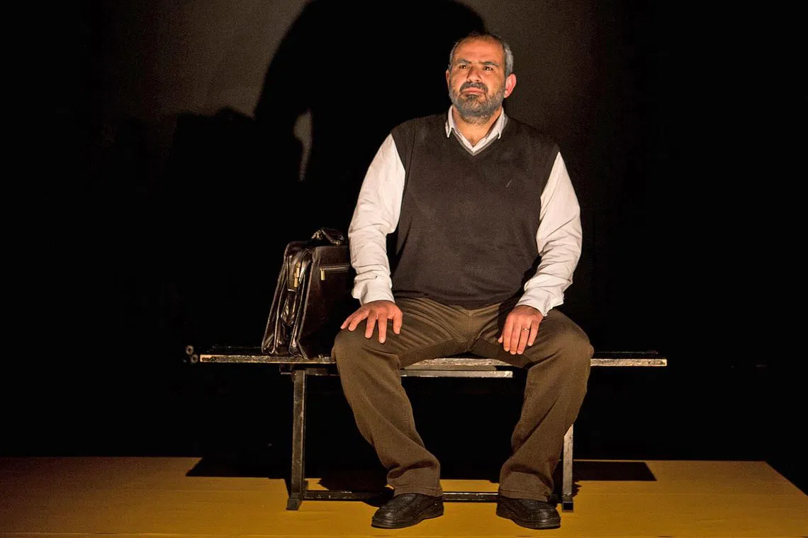 Nikmati dan jiwai karya penyajak Palestin, Berita Gaya Hidup ...