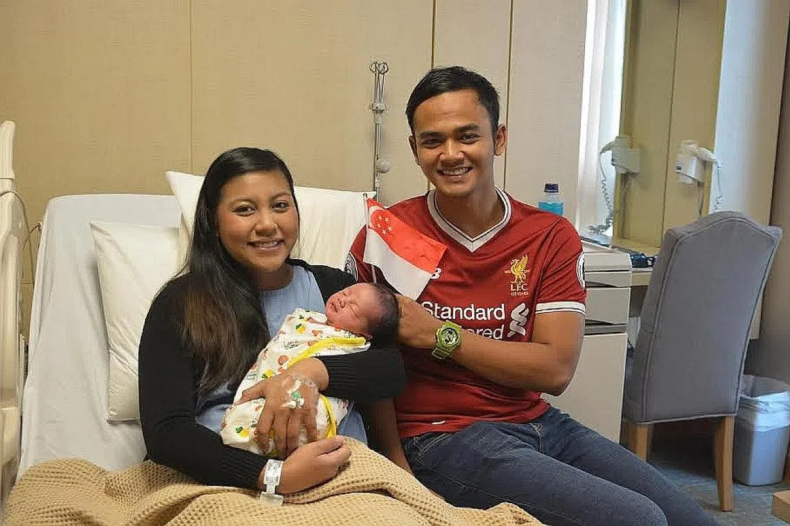 Emir Rayhan antara bayi pertama Hari Kebangsaan, Berita Singapura ...