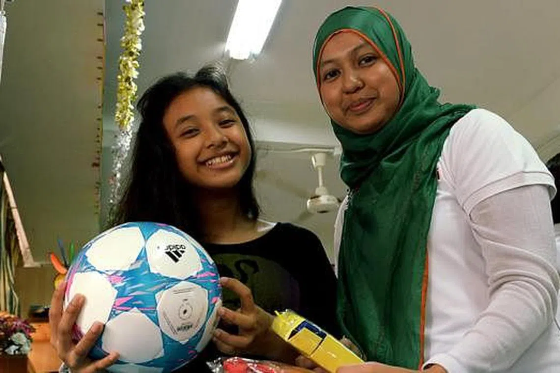 Sebiji bola sepak ceriakan cuti sekolah, Berita Singapura - Beritaharian.sg