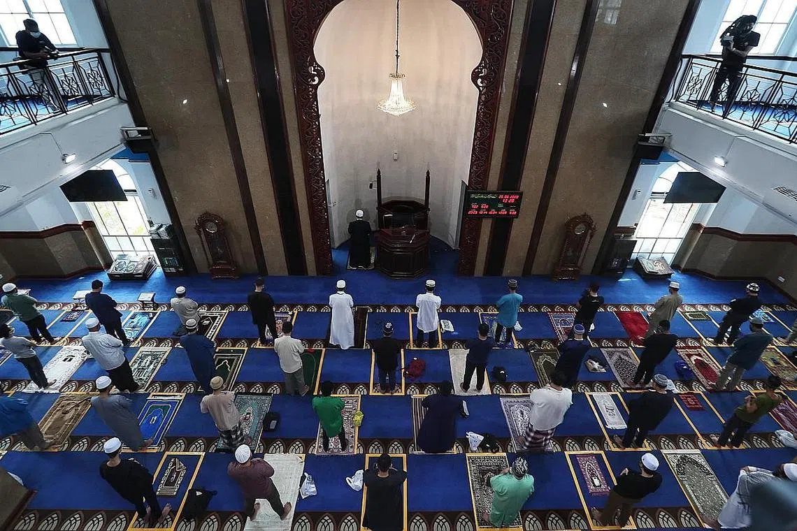 Jaga adab di masjid, Berita Wacana - Beritaharian.sg