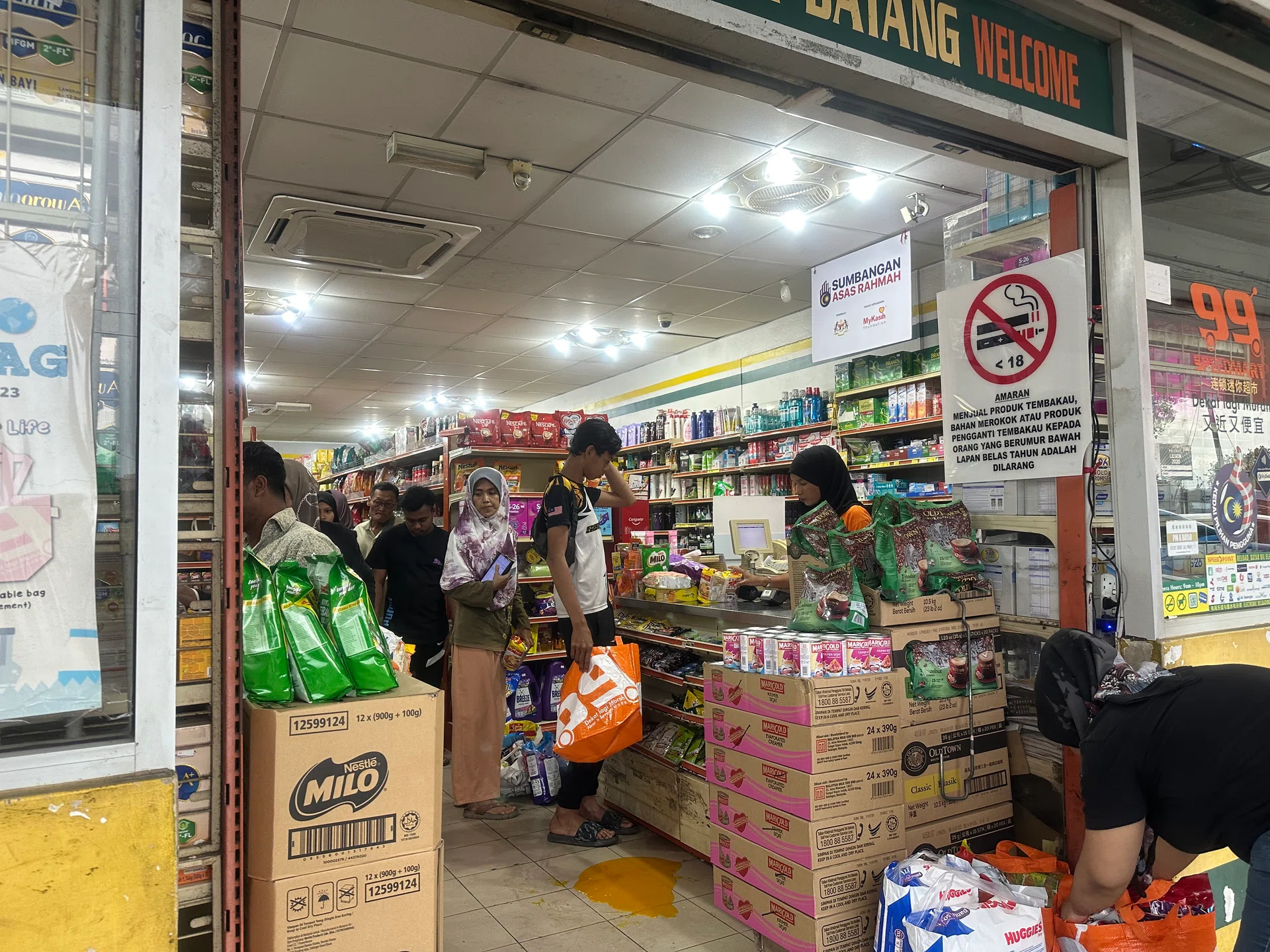 Malaysia’s RM100 cash handout sparks frenzy after disbursement, but may ...