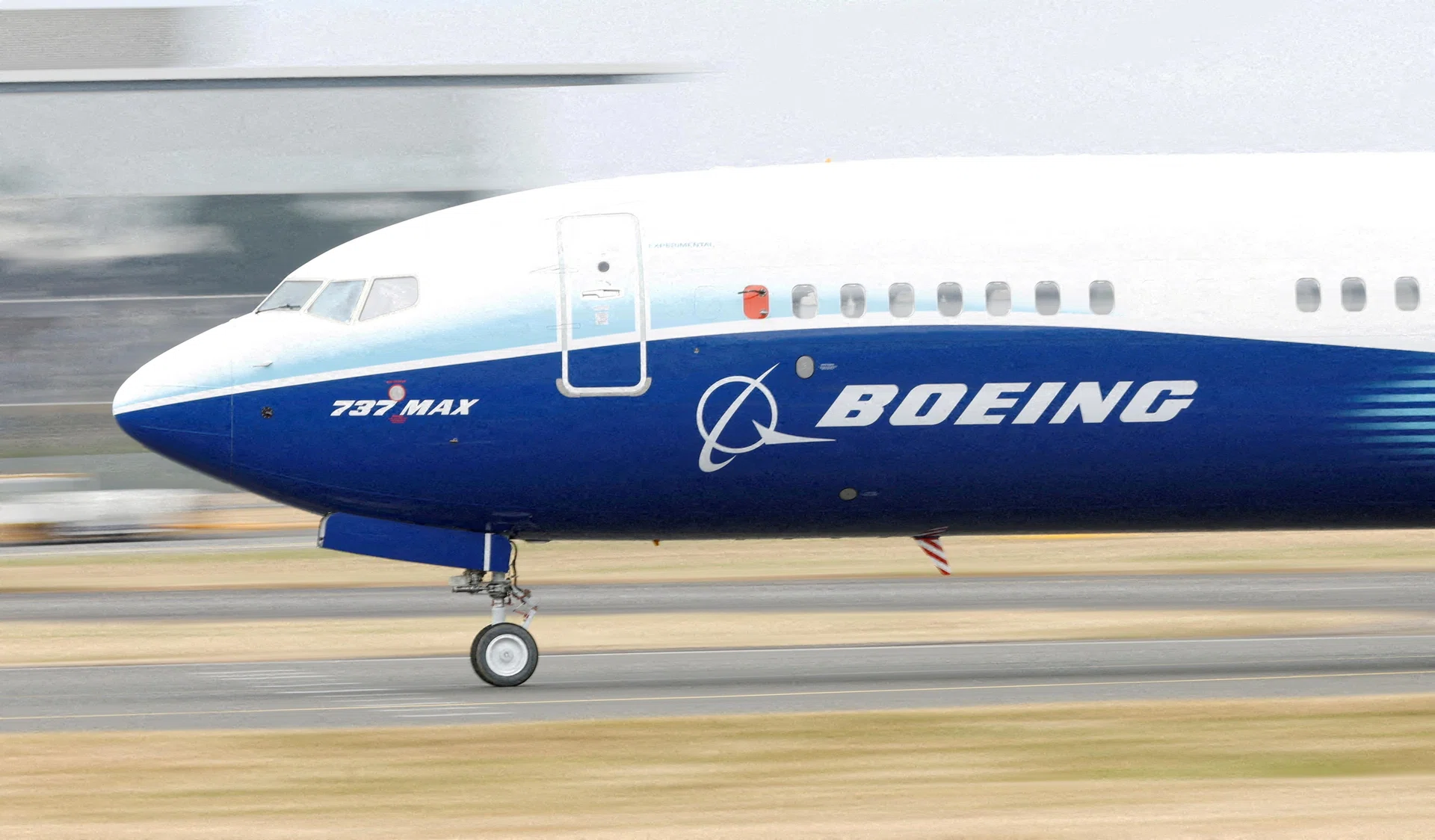 Boeing quarterly jet deliveries dip to lowest since mid-2021 - The ...
