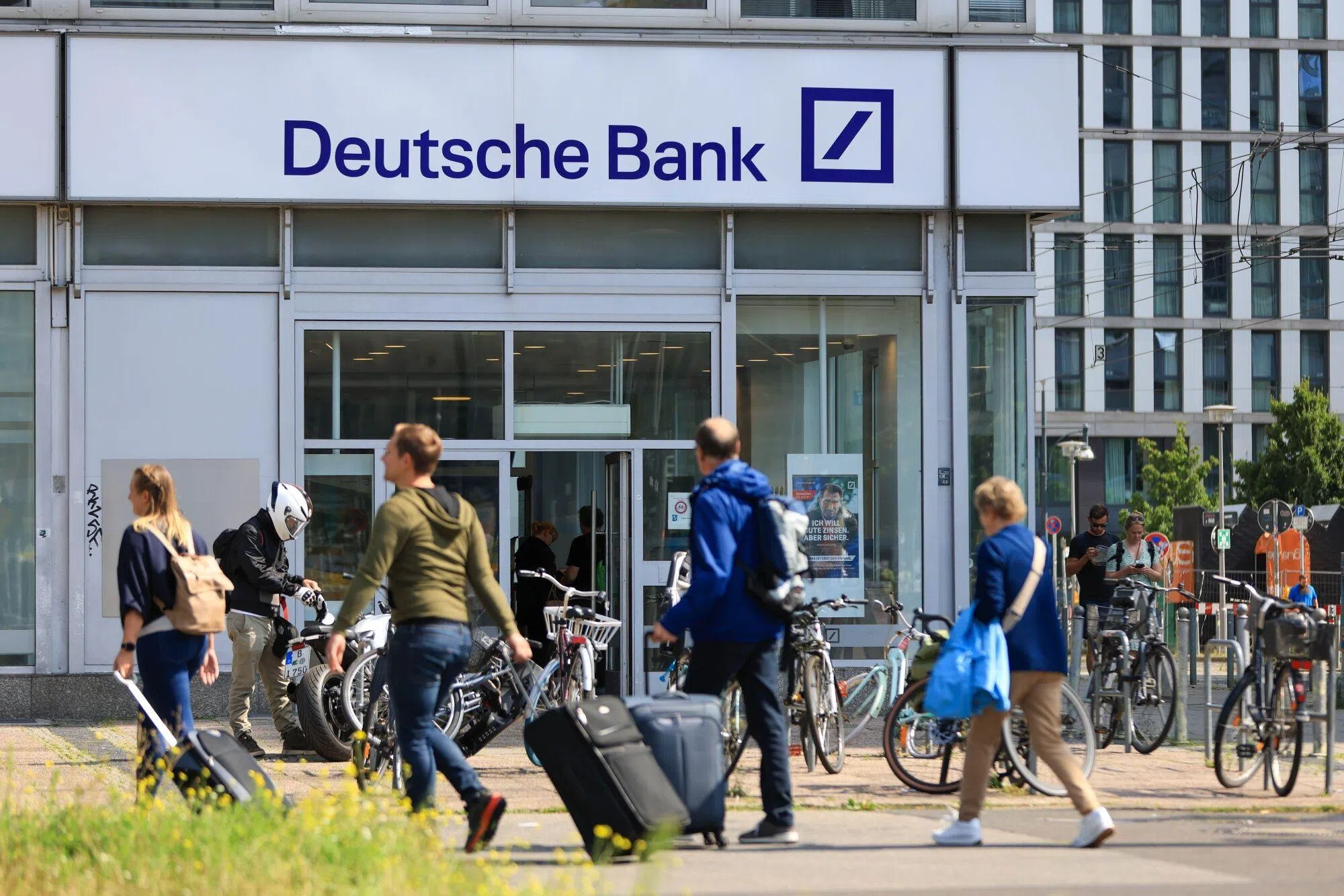 Deutsche Bank plans SRT deal tied to US$3 billion corporate loans - The ...
