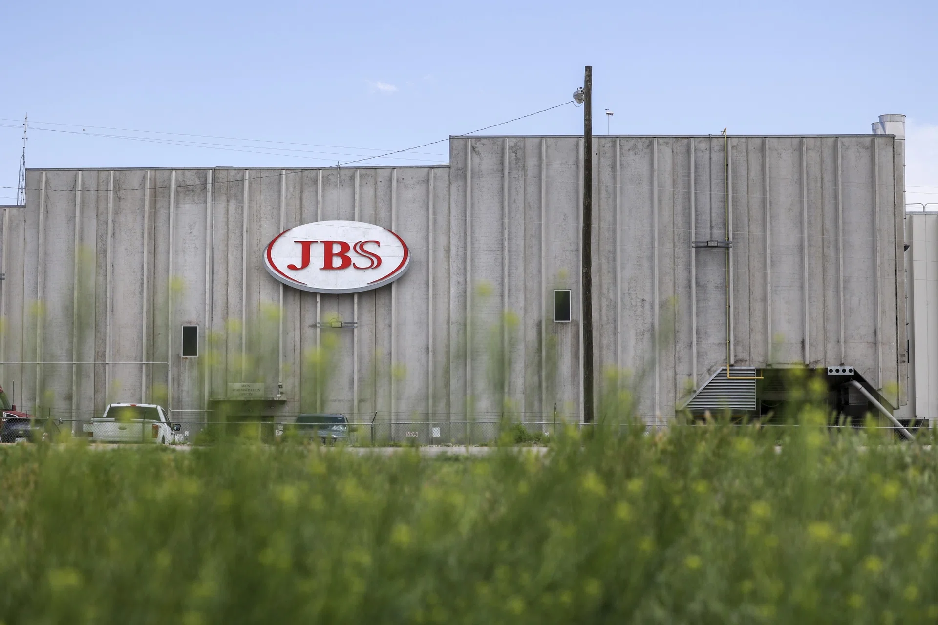 China halts shipments from JBS beef plant in US over feed additive ...