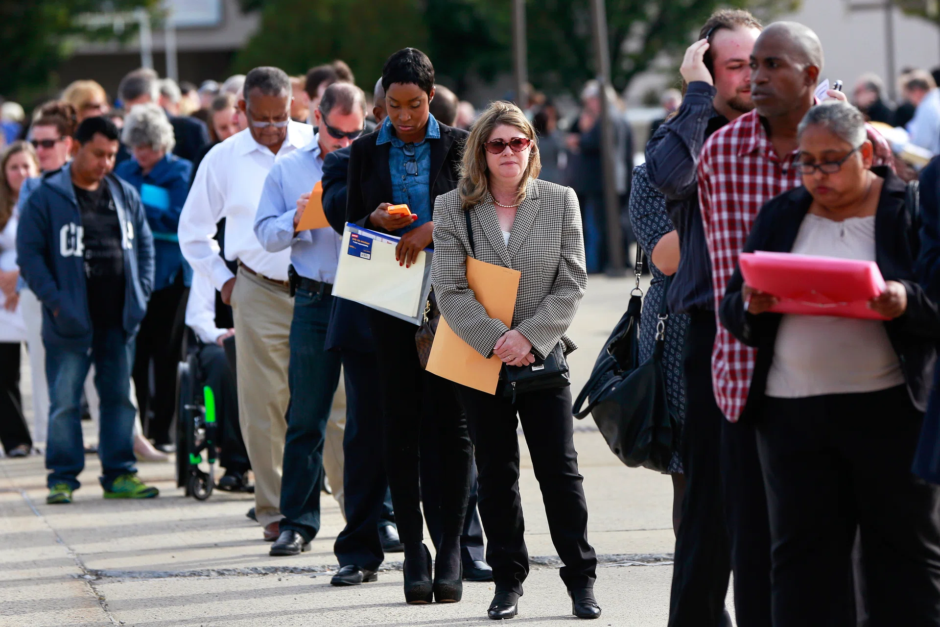 US weekly jobless claims fall more than expected in latest week - The ...