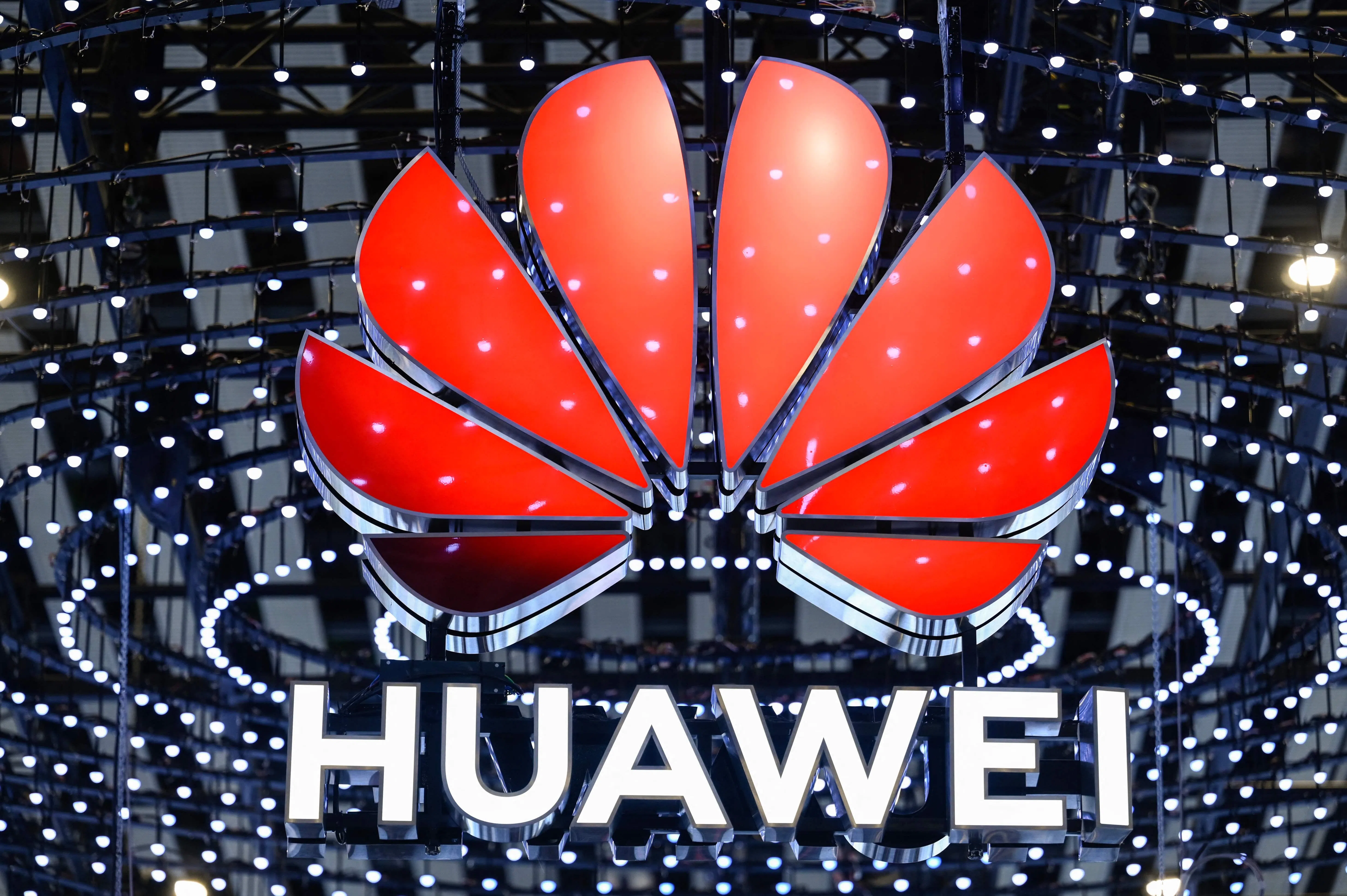 China threatens enforcers of US’s Huawei curbs with legal action - The ...