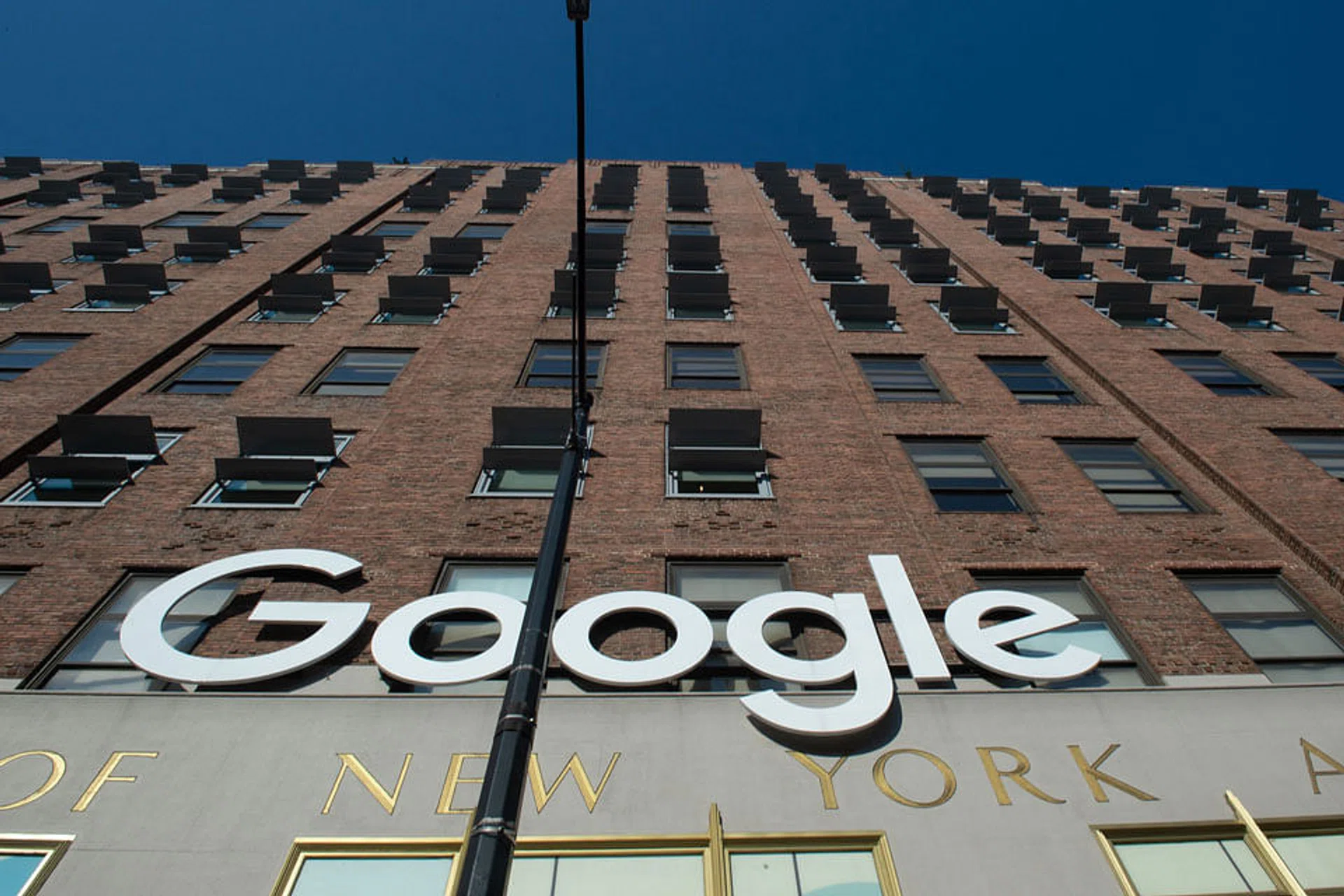 Google shelves plans for bank accounts in revamped pay app - The ...