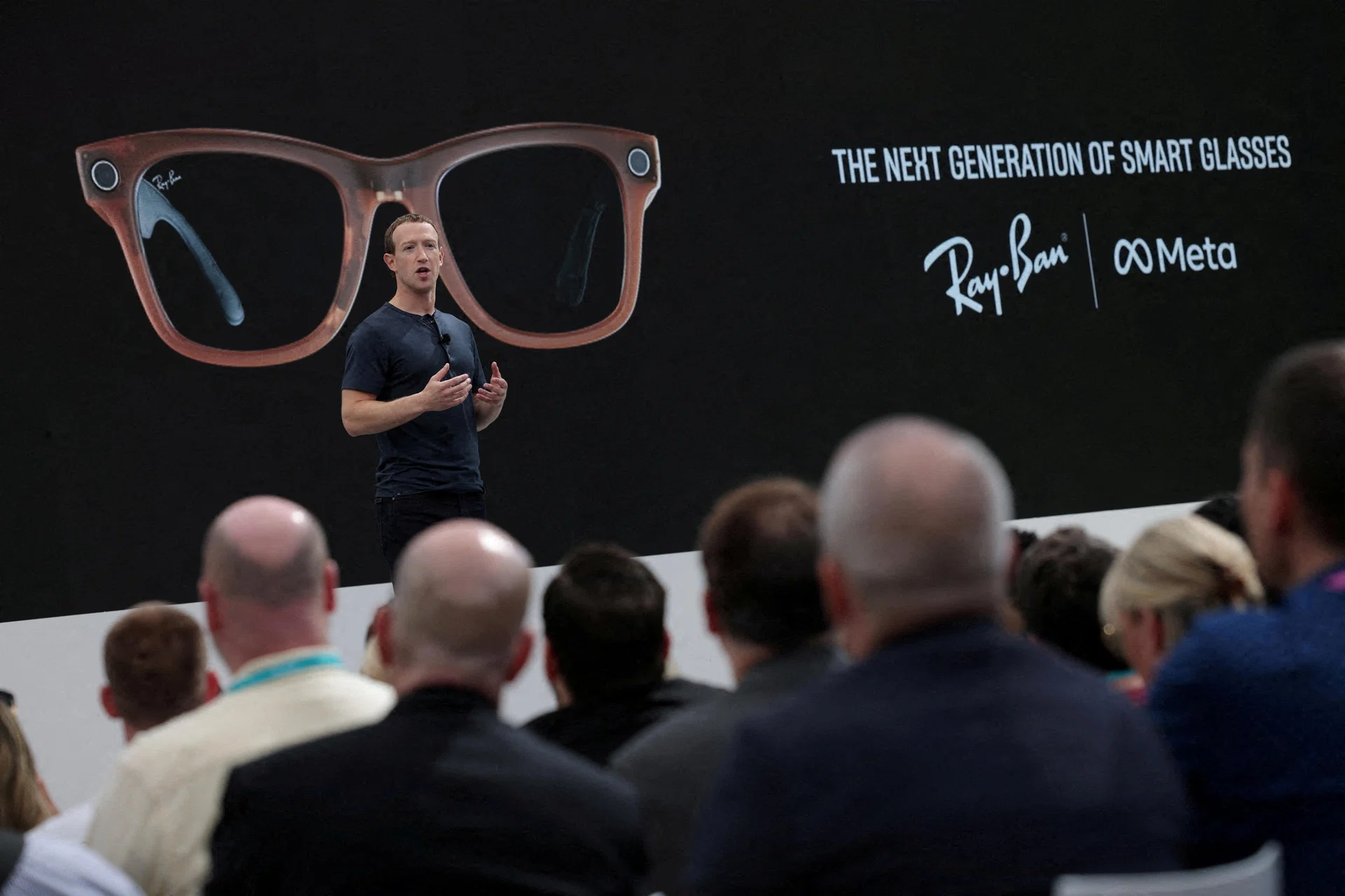 New Ray-Ban Meta glasses have outsold previous version, Essilux CEO ...