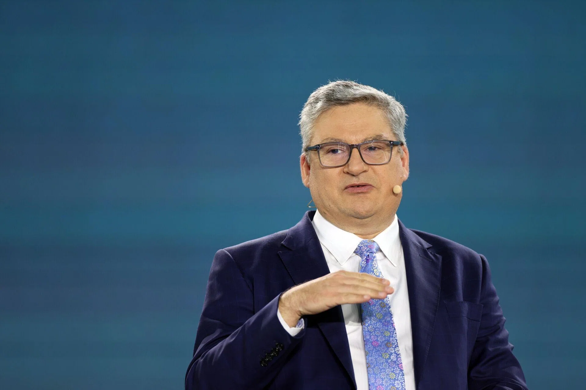 Rising global inequality fuels populist policies and market ...