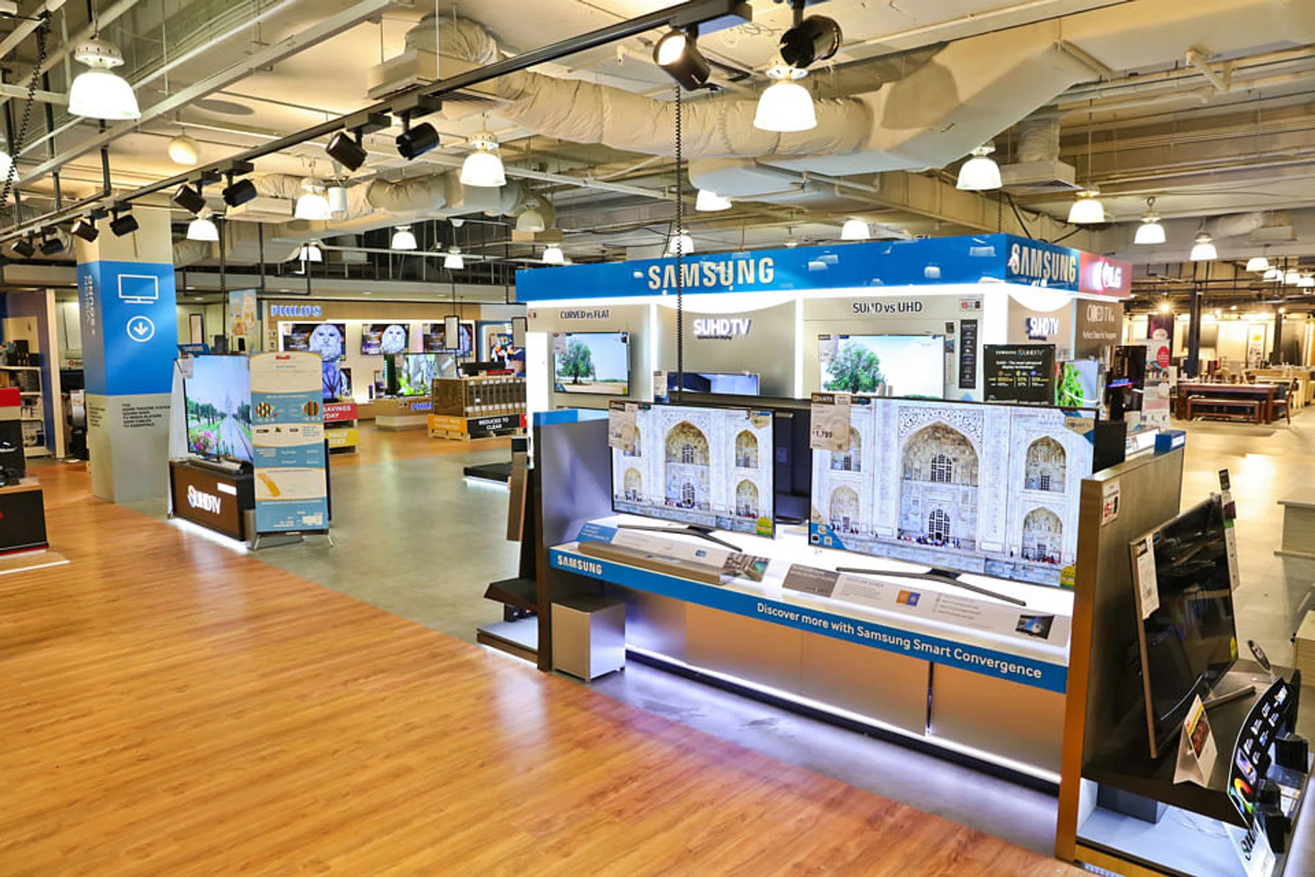 Courts' Causeway Point outlet gets versatile layout - The Business Times