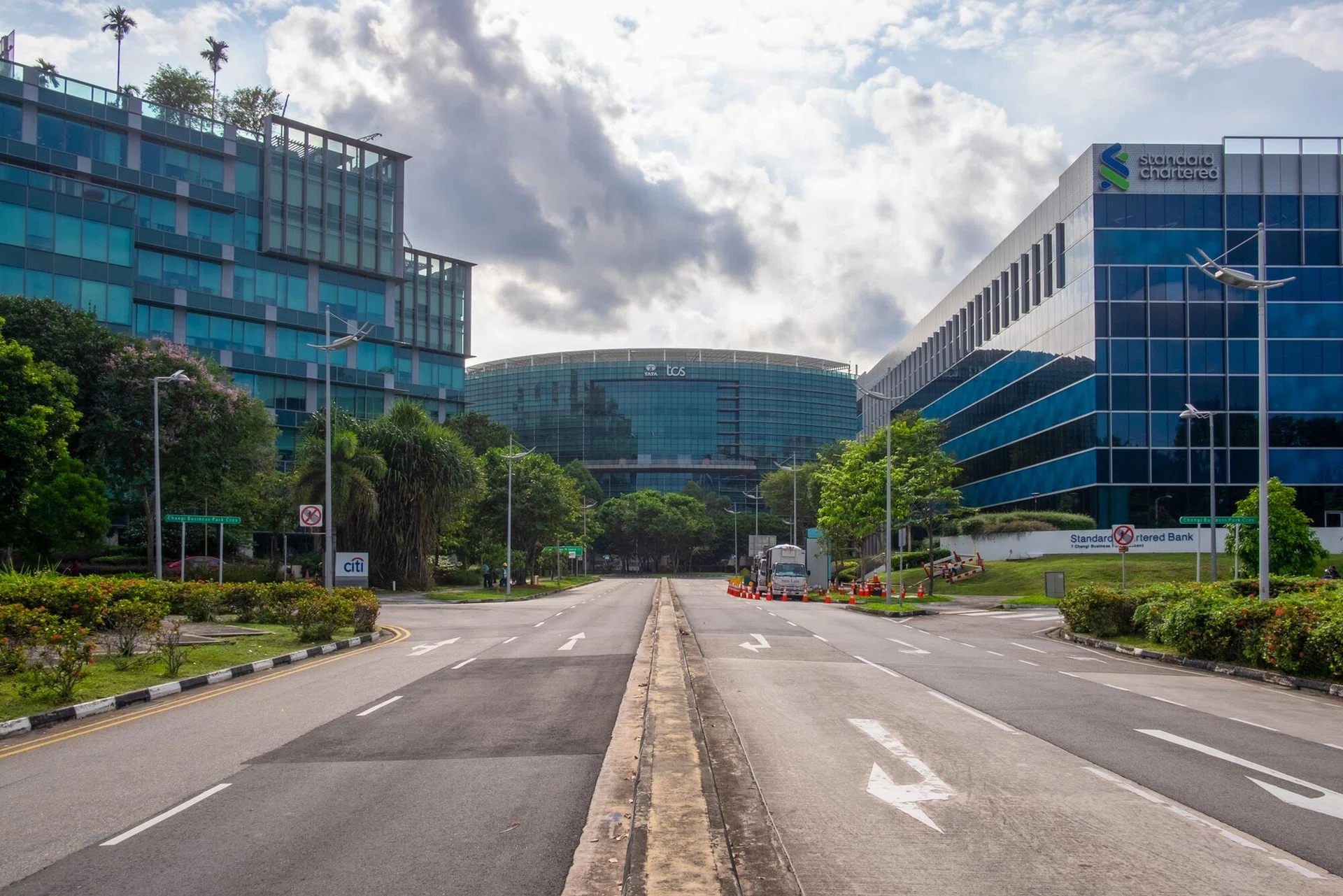 Changi Business Park emptying out as global tech, finance layoffs take ...