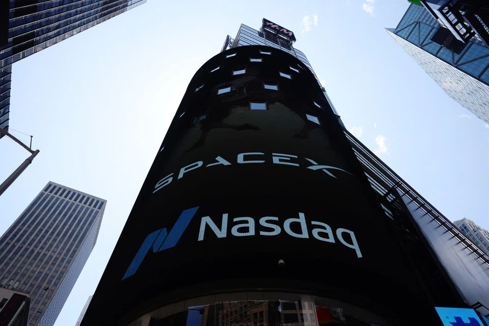 SpaceX falls for third day, erases US$600 billion in market value - The ...