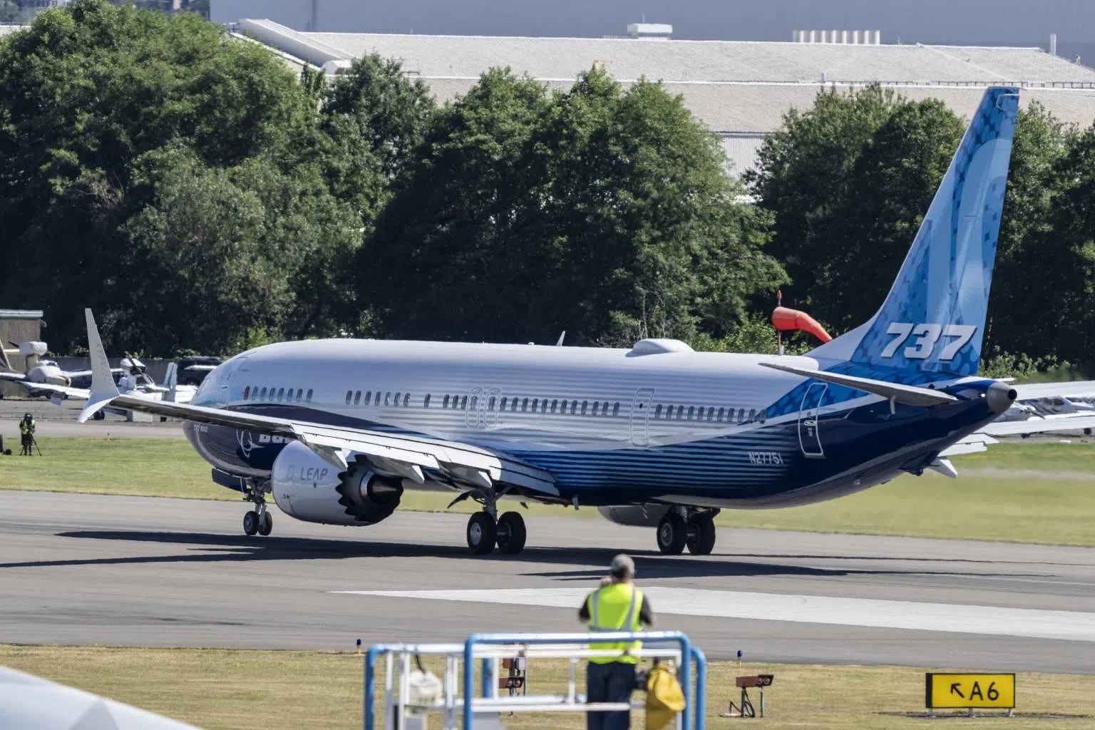 Boeing prepares safety measures for 737 next generation jets - The ...