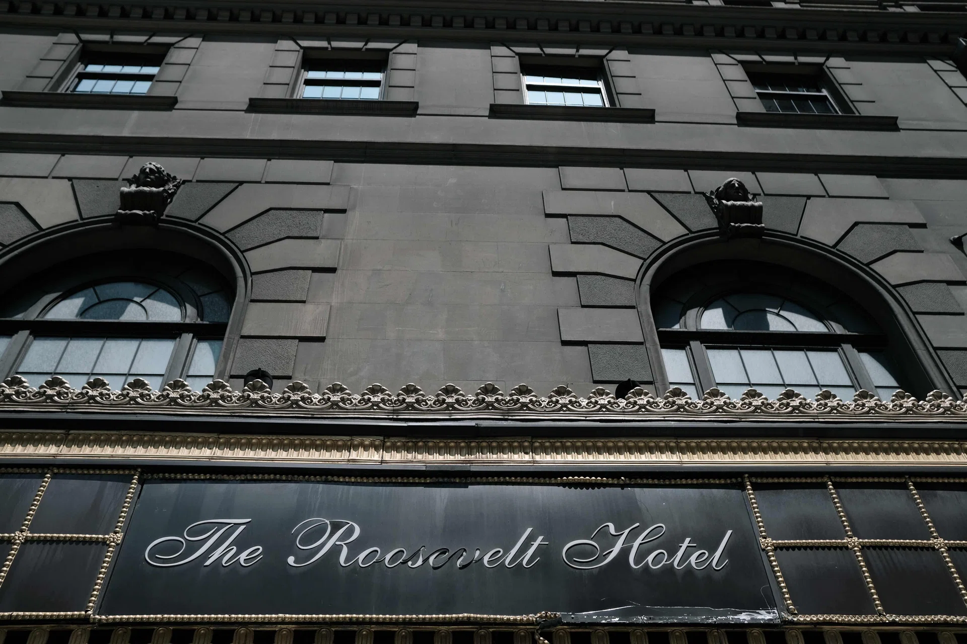 Pakistan rents out Roosevelt Hotel to New York for US$220 million - The ...