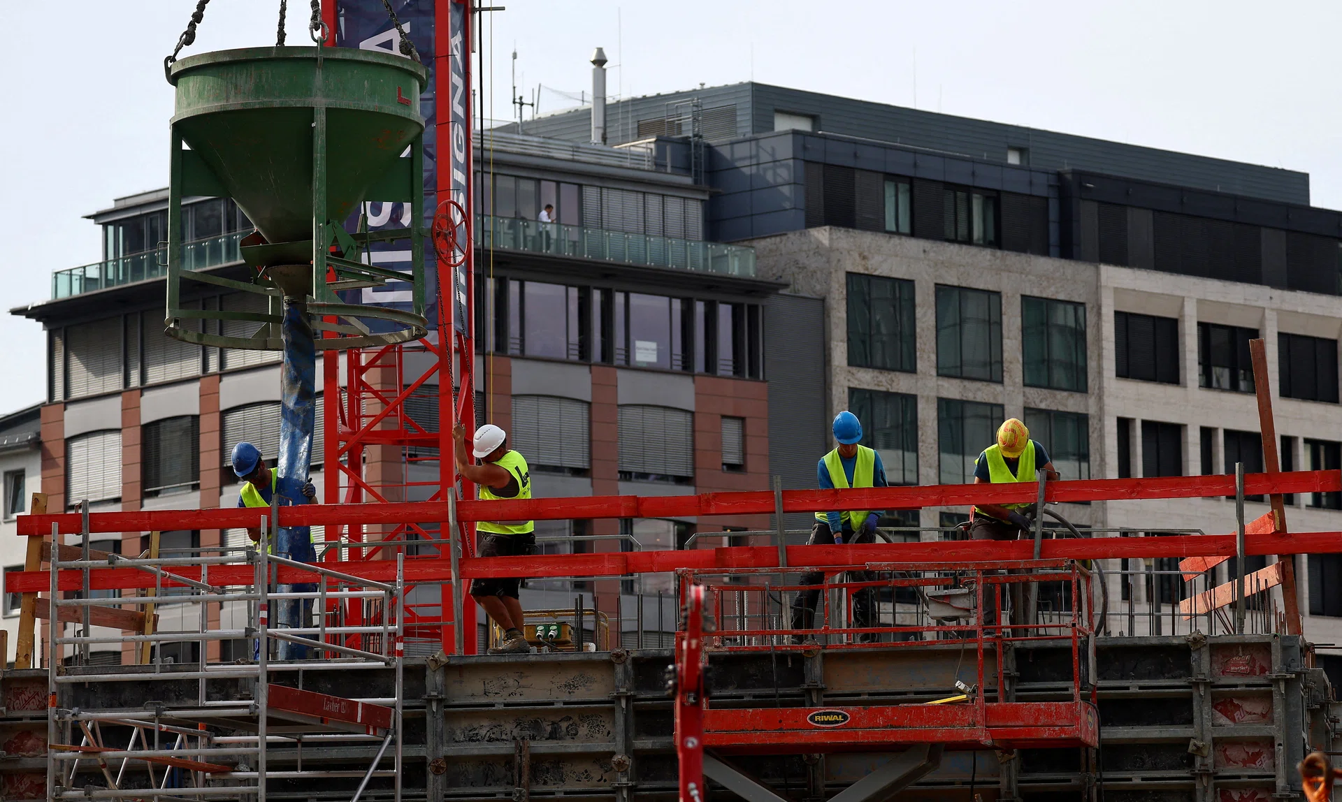 German builders demand billions in subsidies to stem housing crisis ...