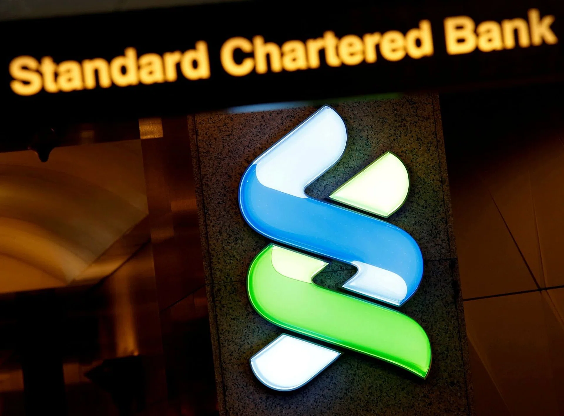 Standard Chartered plans US$750m buyback as optimism grows - The ...