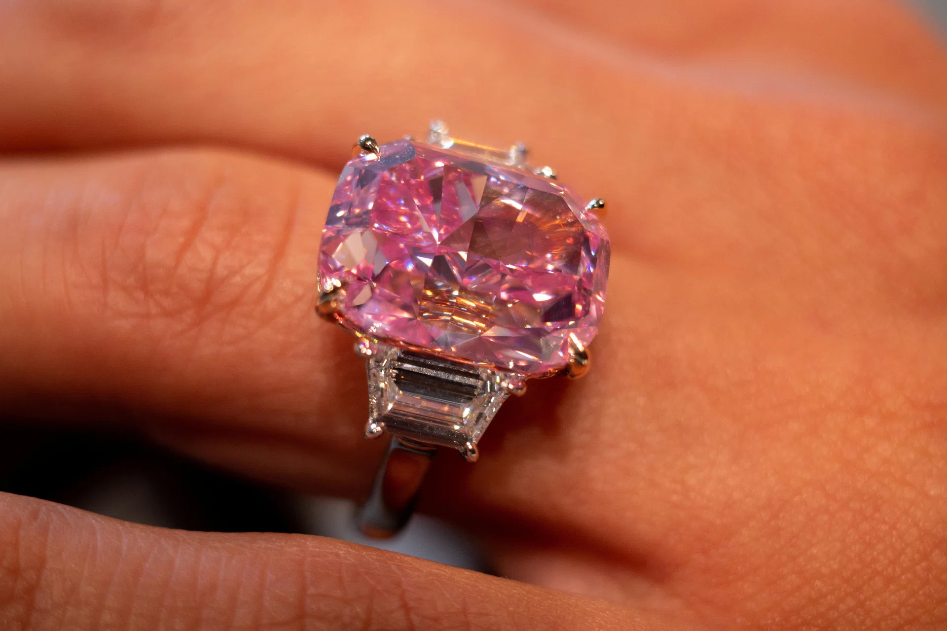 Rare pink diamond goes to auction for more than US$35 million - The ...