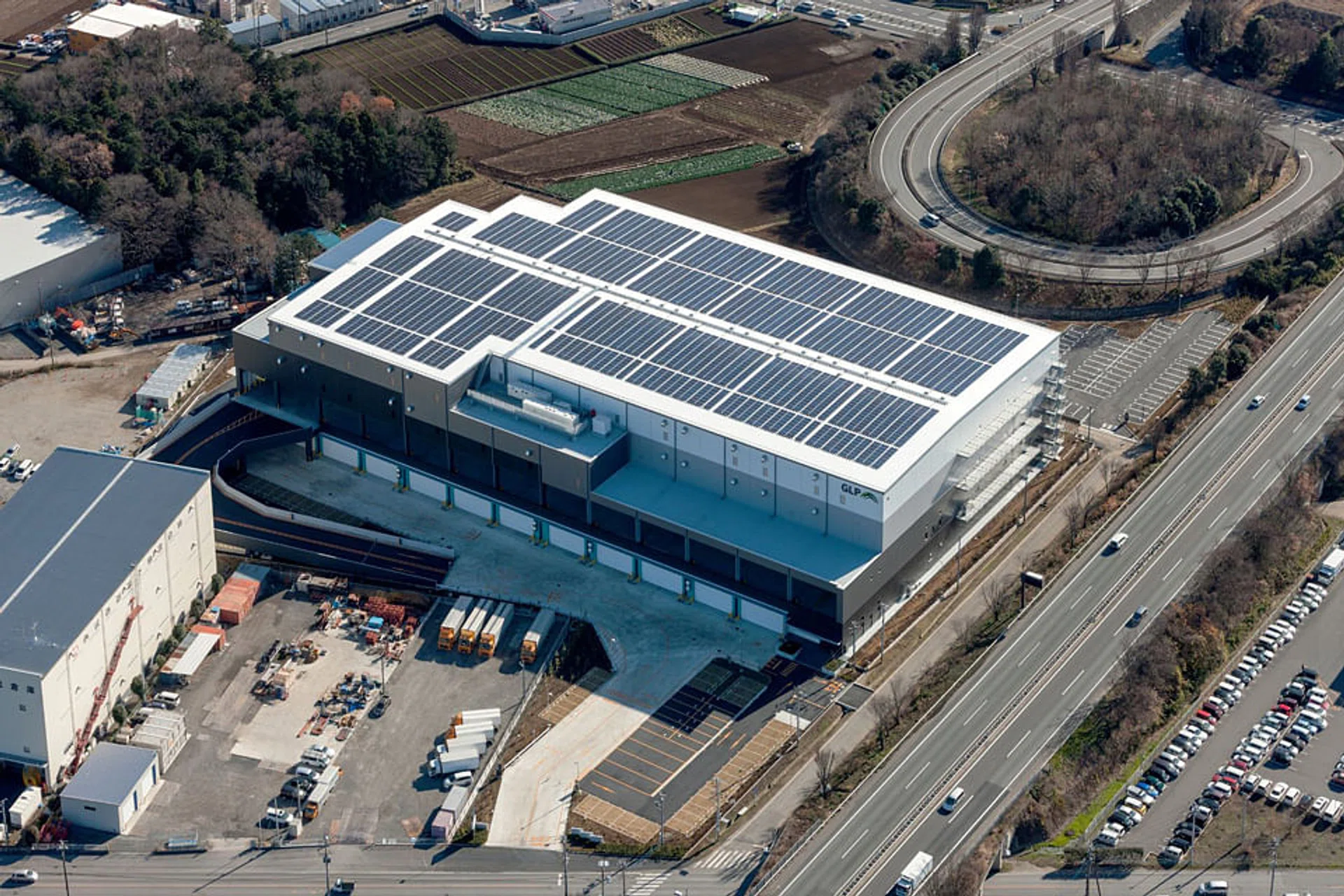 GLP raises 311 billion yen for biggest Japan-focused private real ...