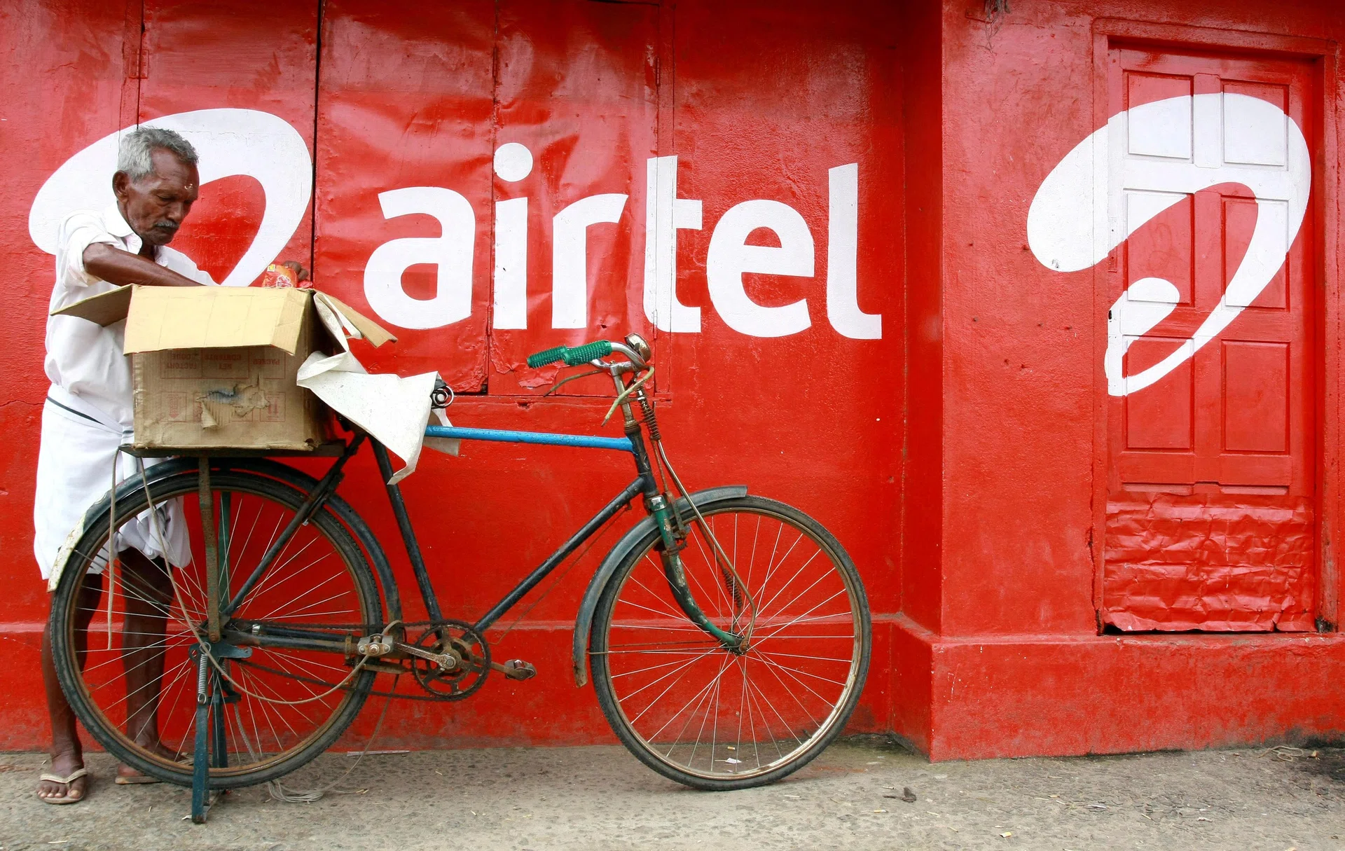 India’s Tata Play, Airtel Digital TV near merger: ET - The Business Times