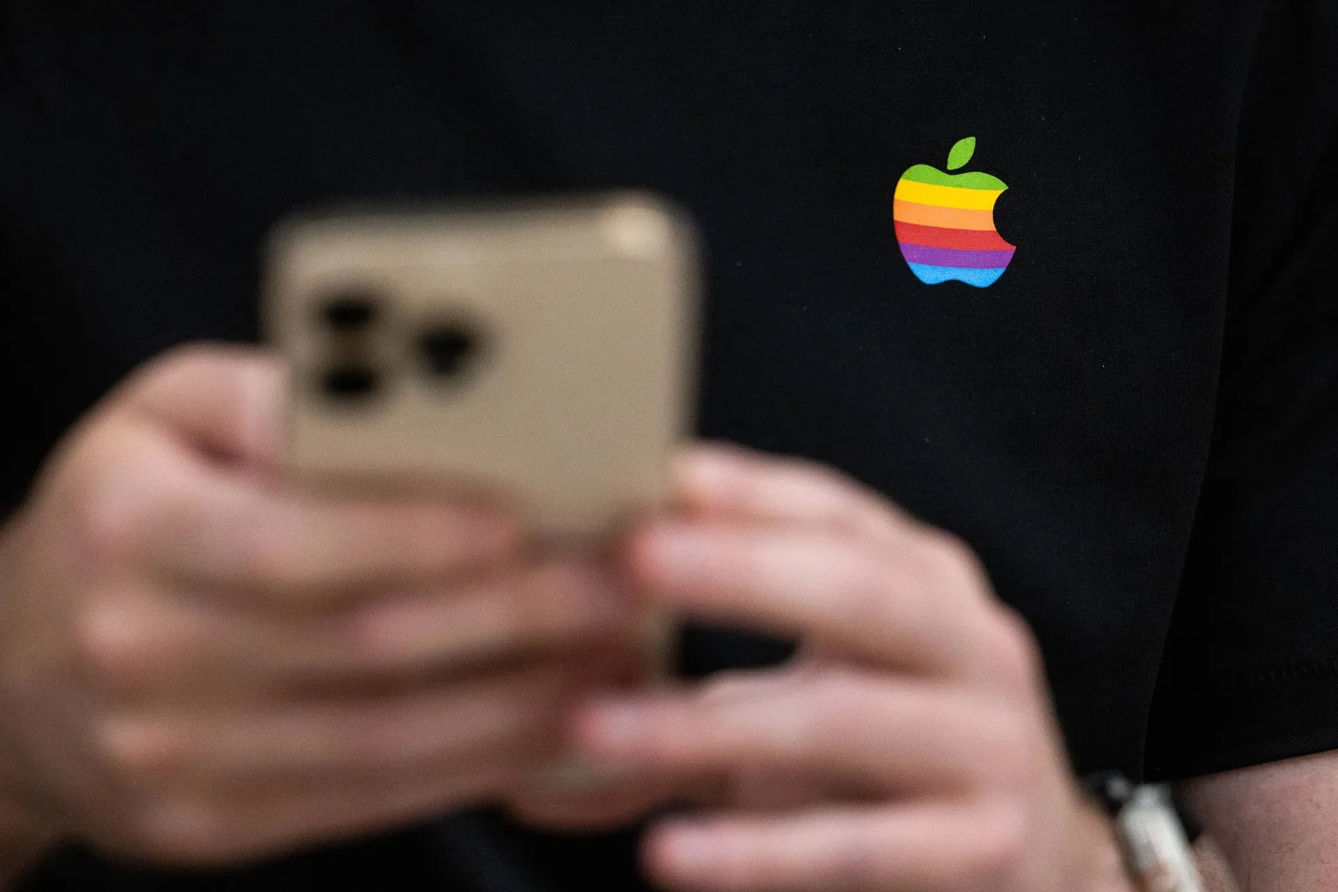 Apple wins big as US$250 billion of index trades hit Wall Street - The ...