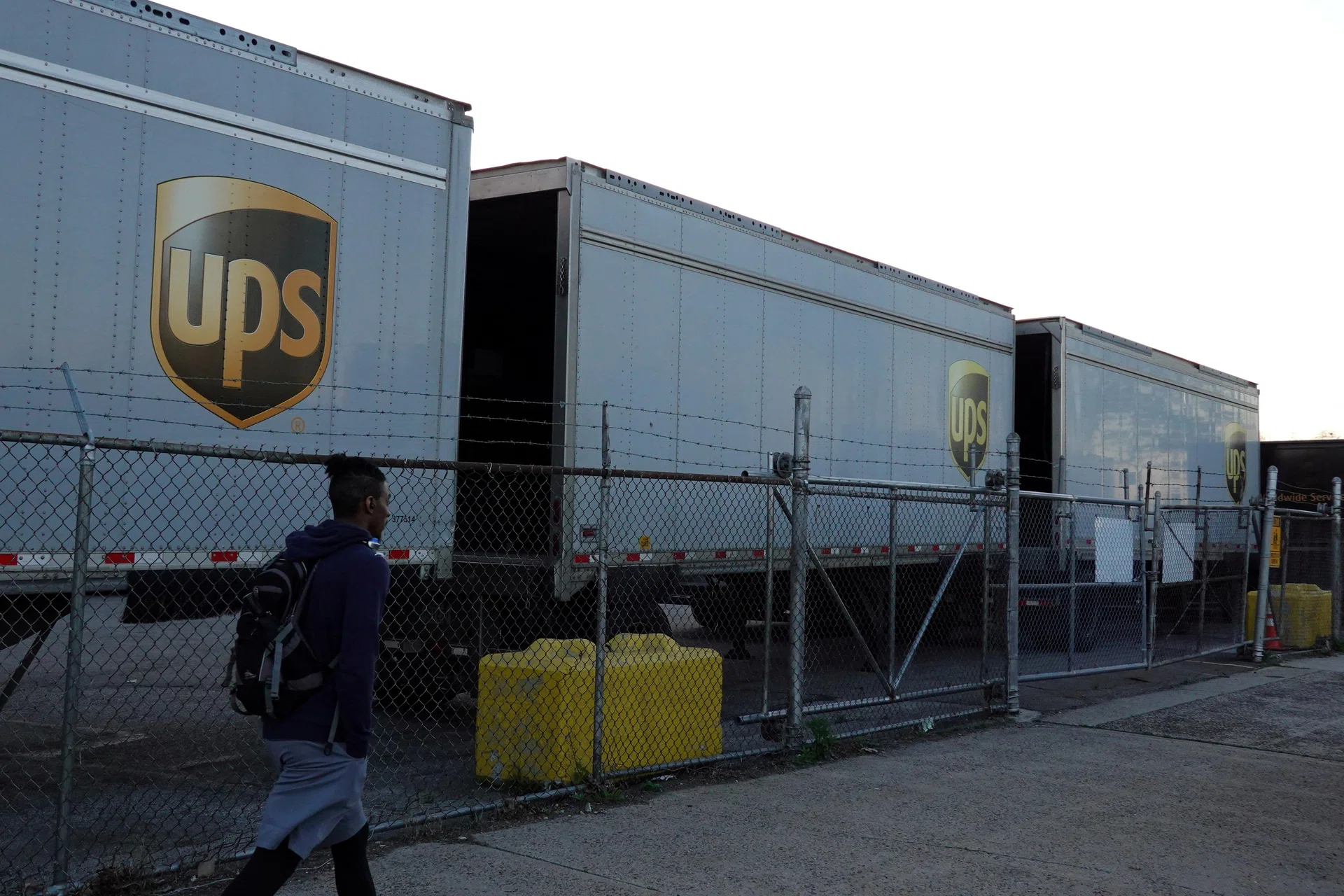 UPS profit falls on lower e-commerce demand - The Business Times