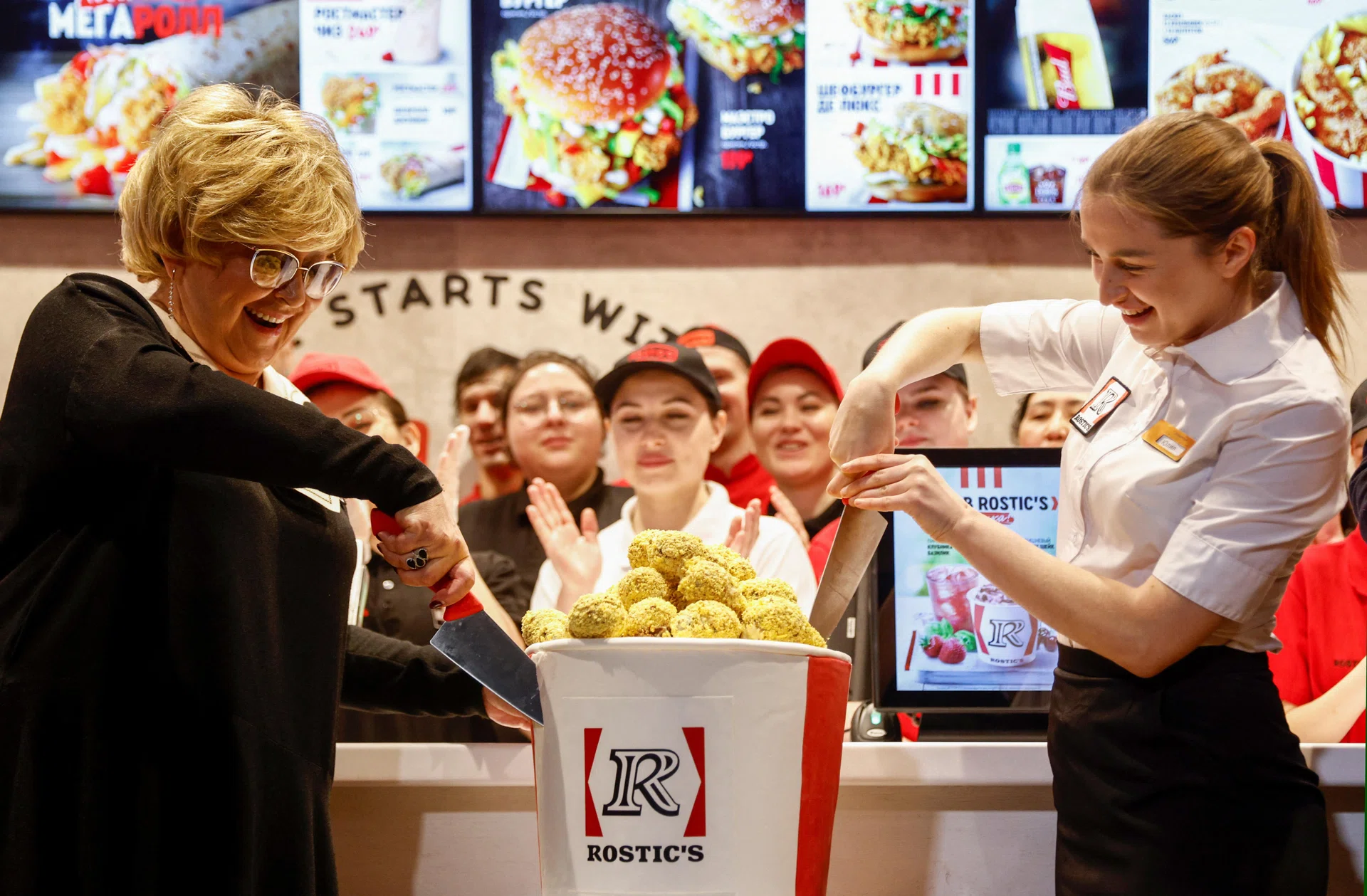 Russia revives fried chicken chain Rostic’s after KFC owner leaves ...