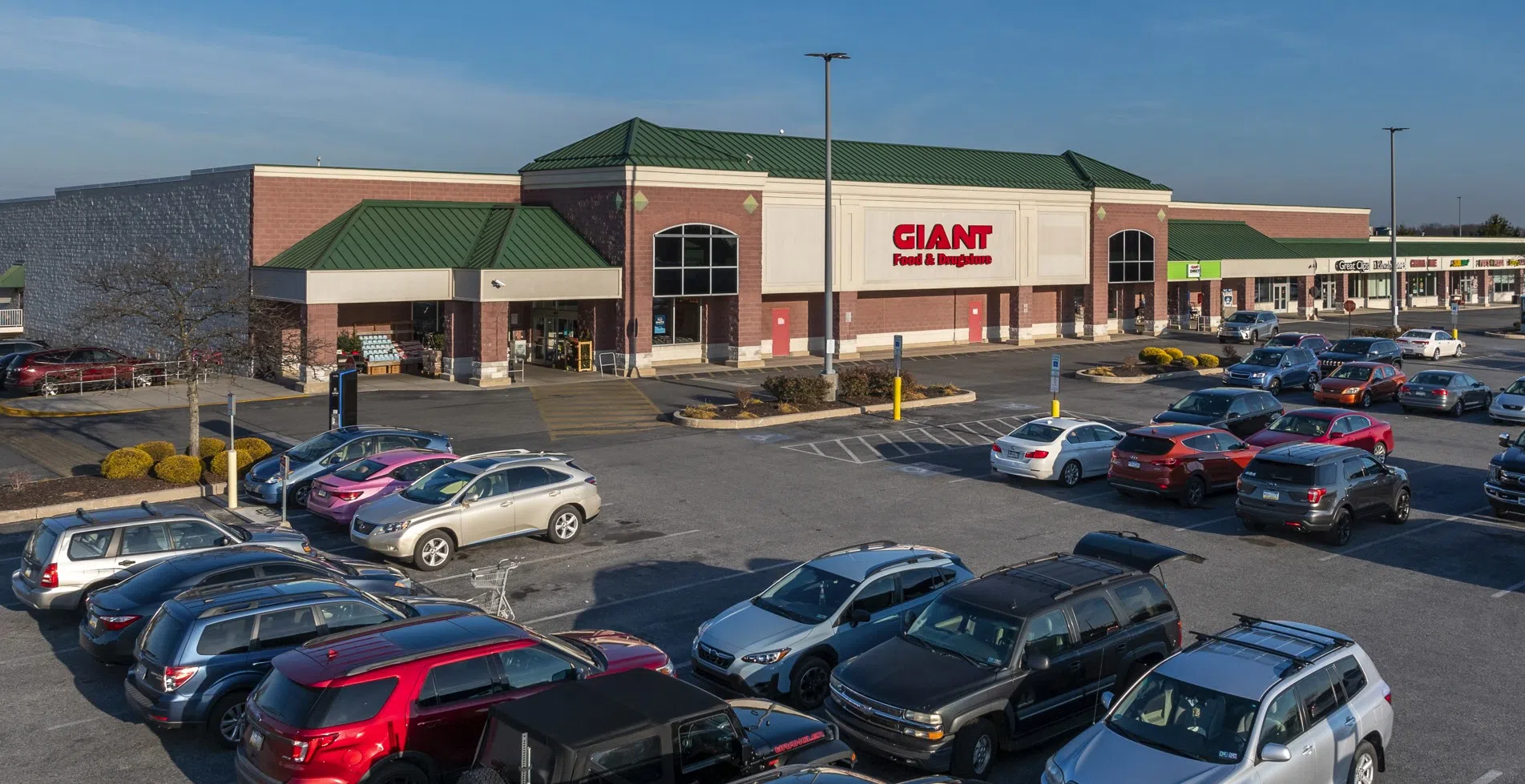 United Hampshire US Reit acquires freehold Pennsylvania shopping centre ...