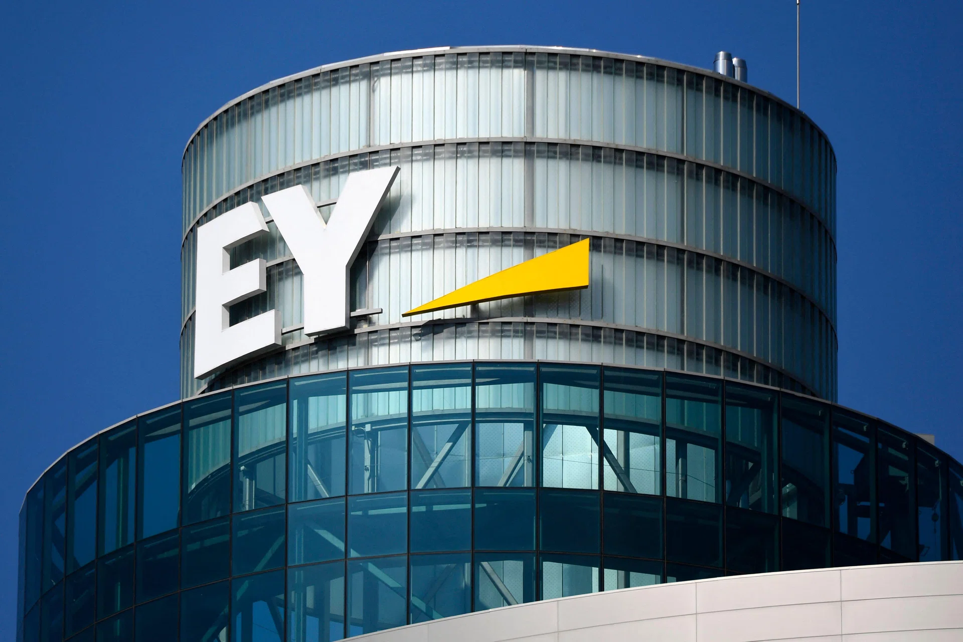 Cargill’s Jamie Miller to wear 2 hats in EY – group CFO, CFO of ...