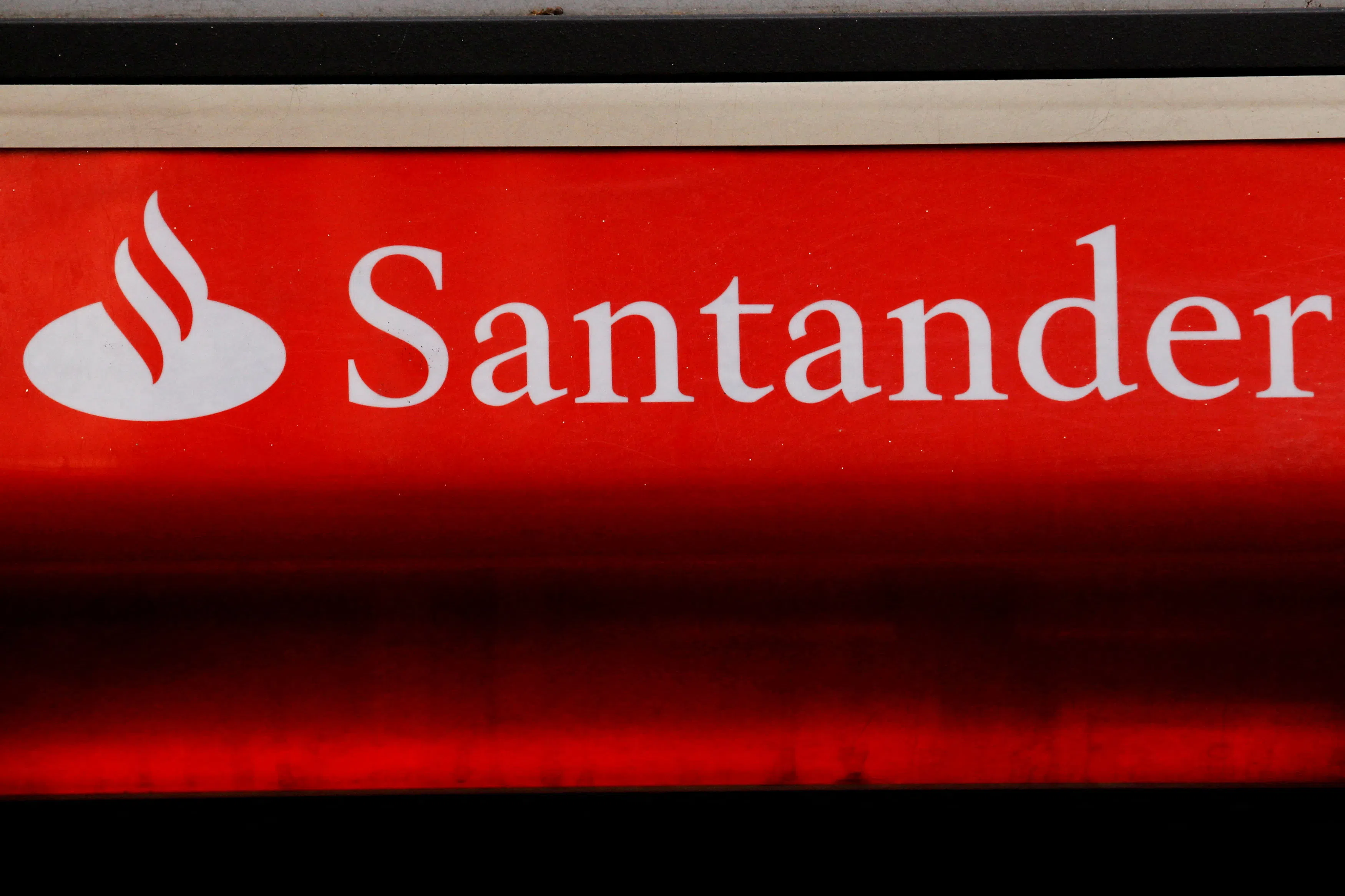 Britain fines Santander bank over money laundering failures - The ...
