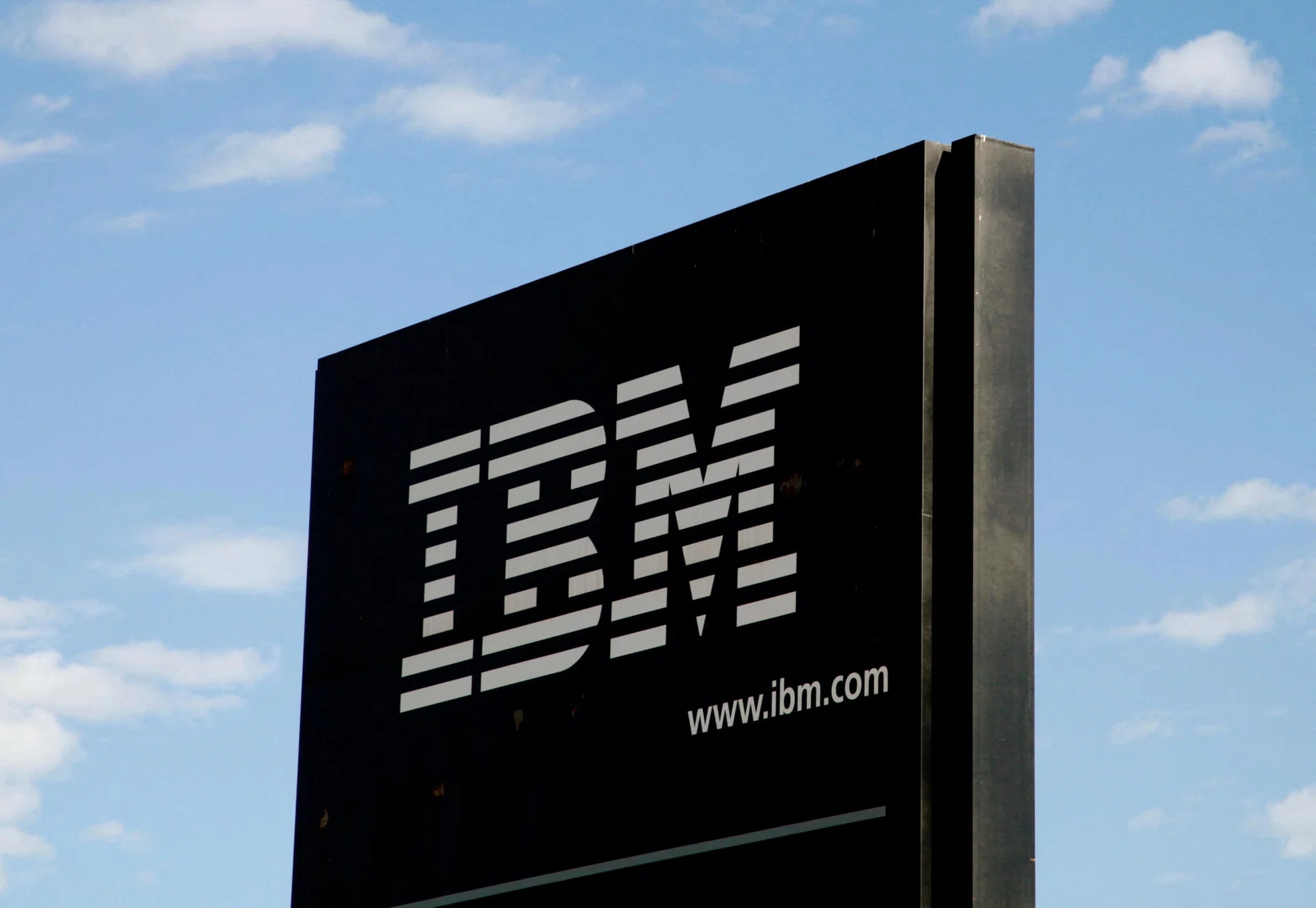 IBM gives long-term sales growth outlook that tops expectations - The ...