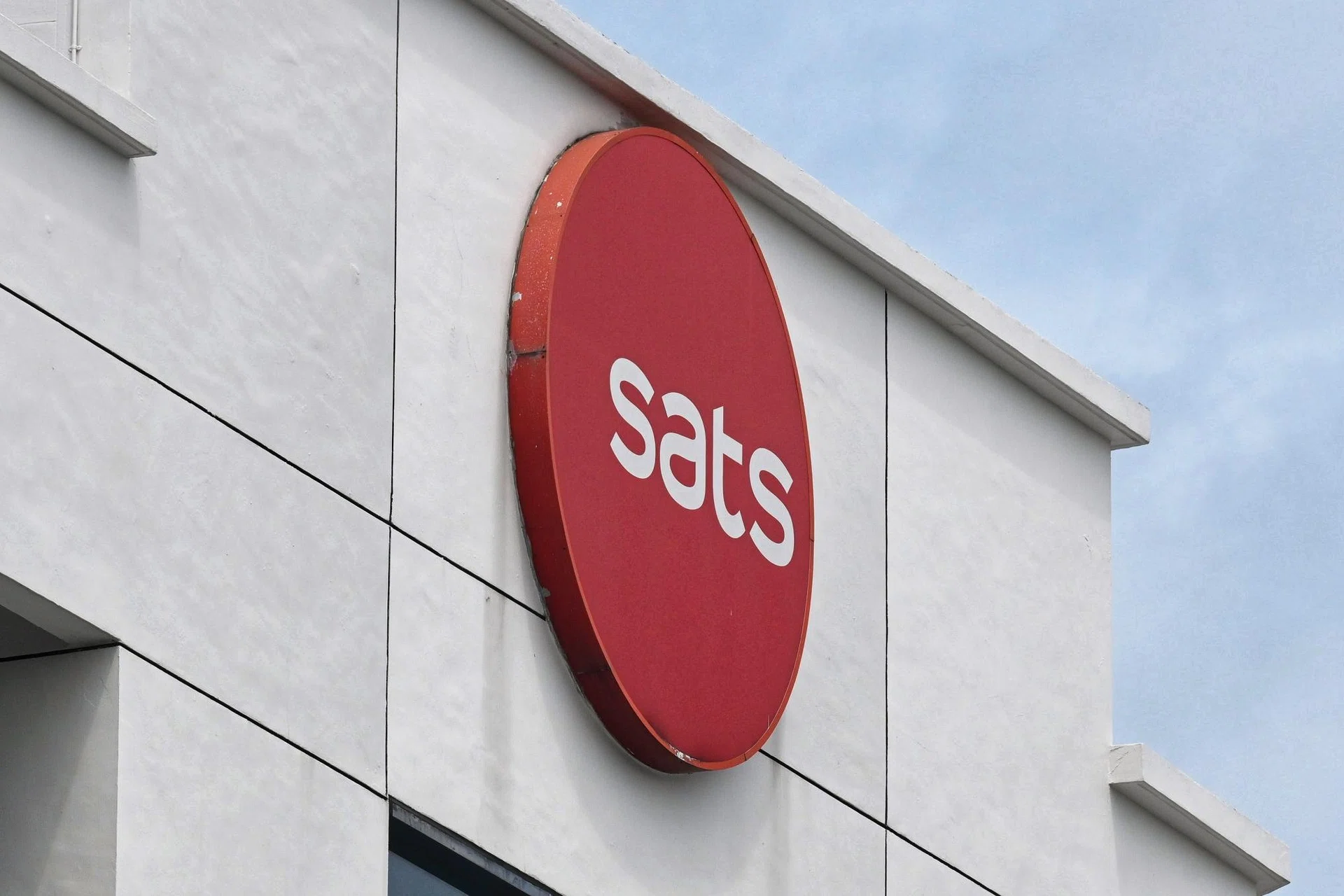Hot stock: Sats surges to 2-year high amid heavy trading - The Business ...