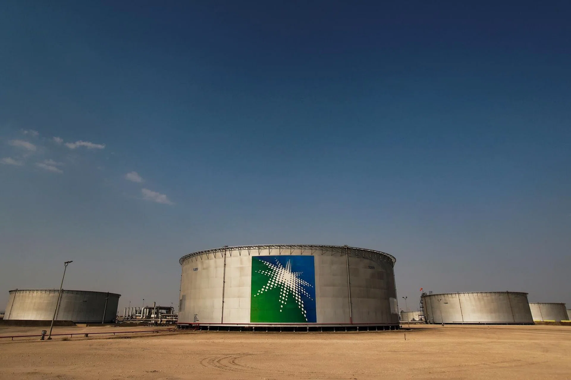 Aramco selling US$12.4b stake in oil pipeline rights unit - The ...