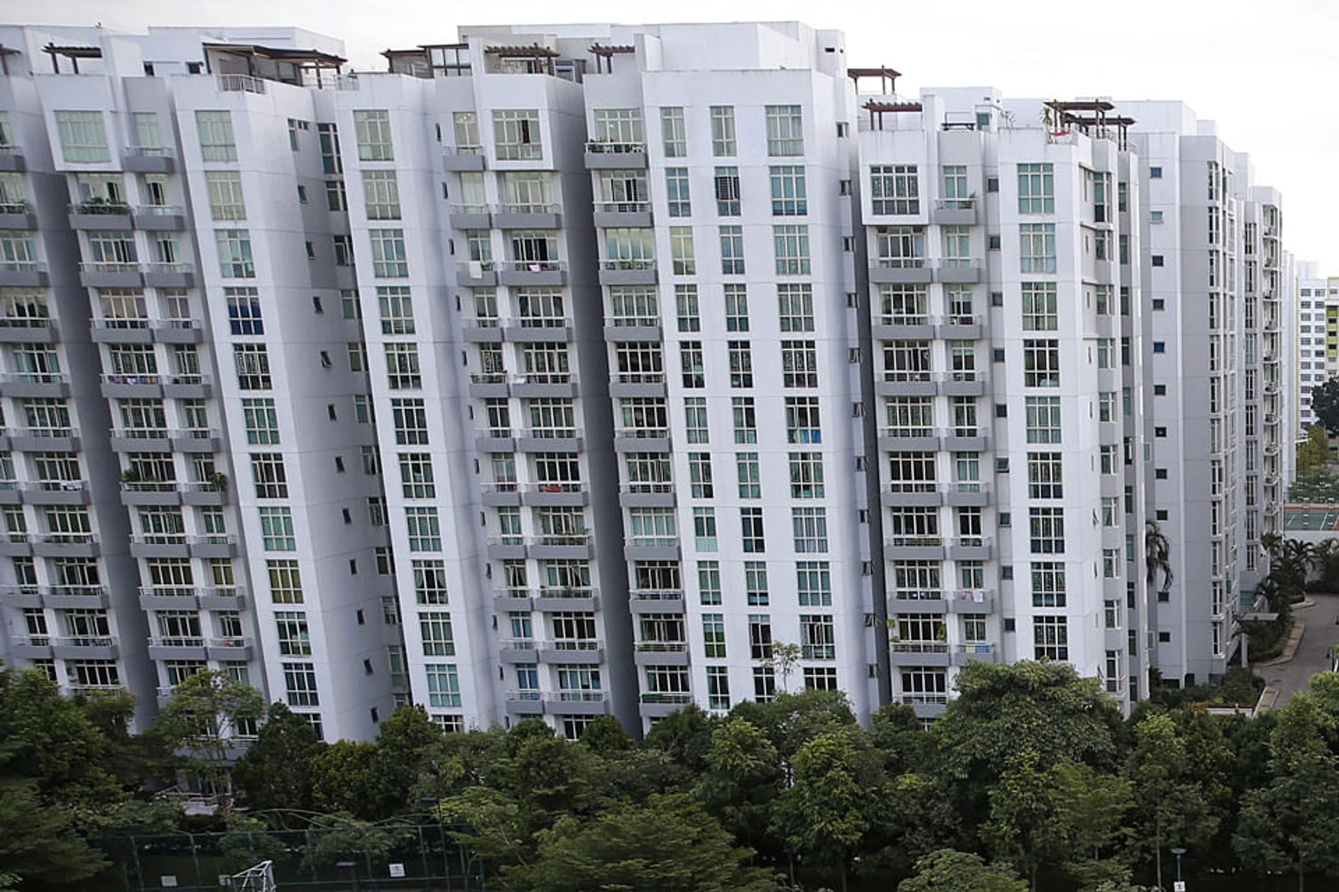 Stocks rout adds to property market woes - The Business Times