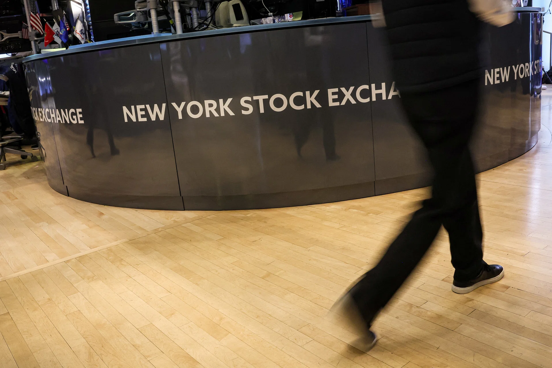 Interactive Brokers reveals US$48 million loss from NYSE glitch - The ...