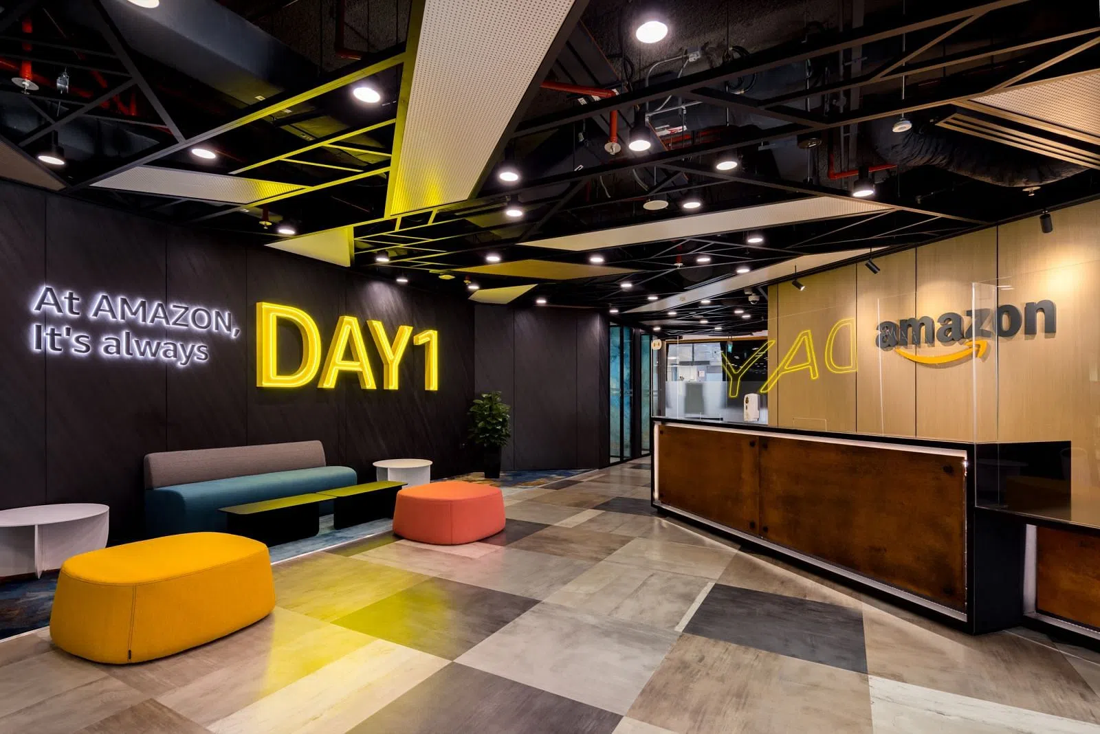 Amazon's new 100,000 sq ft corporate office makes it Asia Square's ...