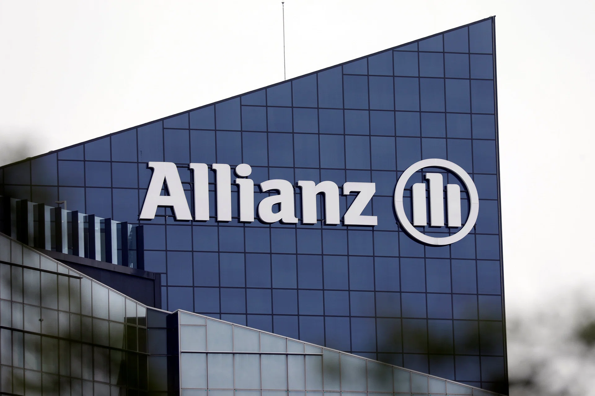 Allianz's asset-management unit sees profits spike on inflows - The ...