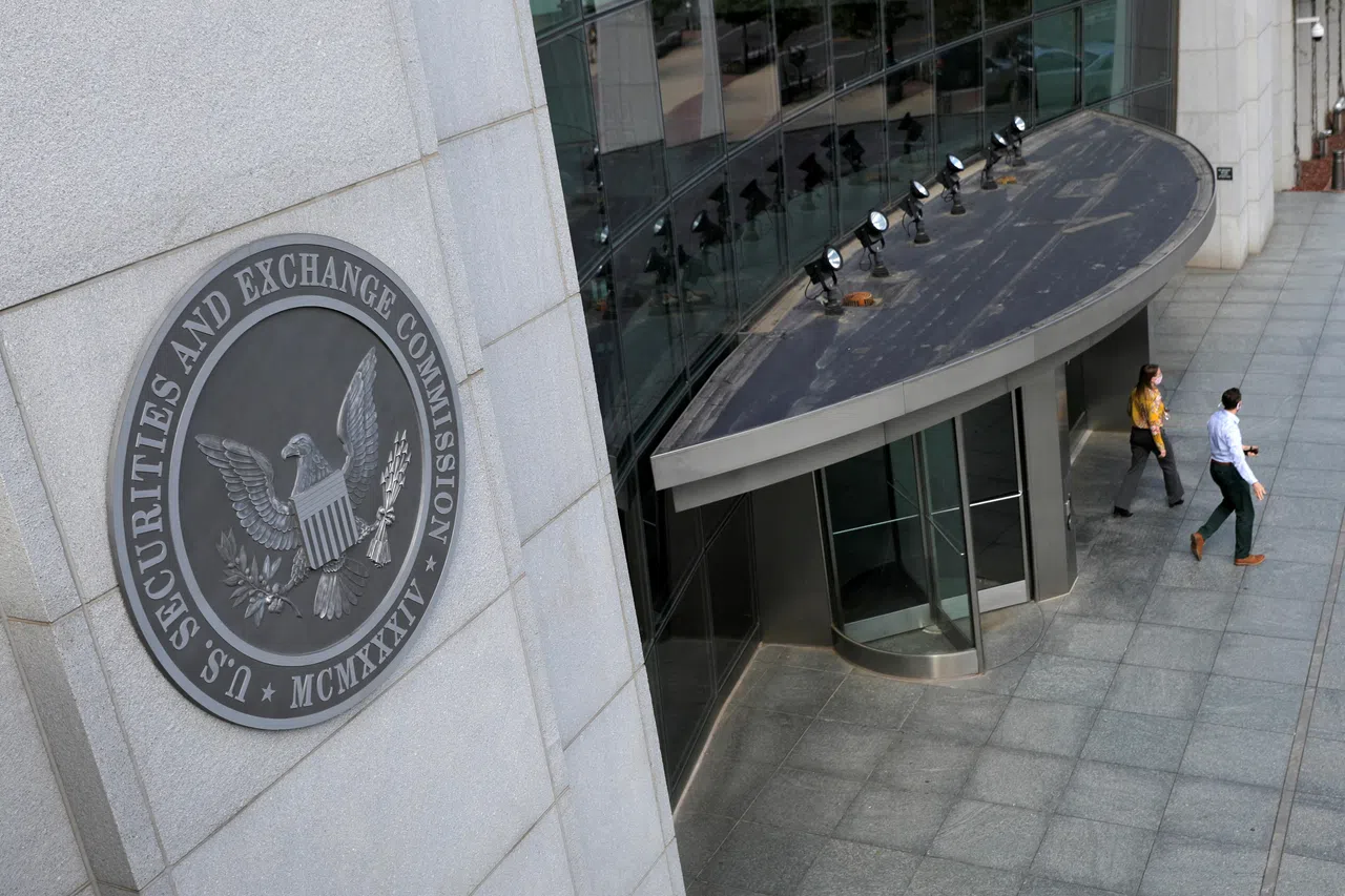 US SEC’s new chief says 15% of staff have left, contract cuts to come ...