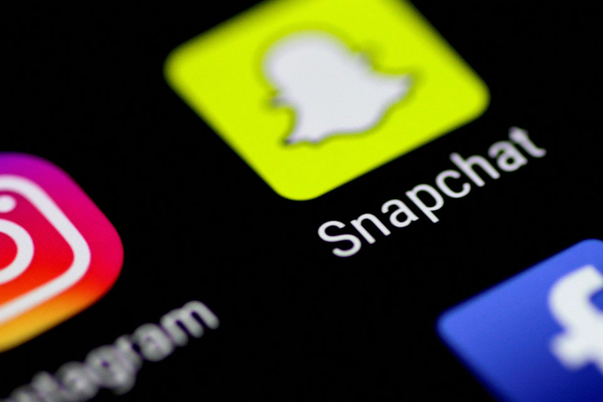 Snap employees to work from office starting February - The Business Times