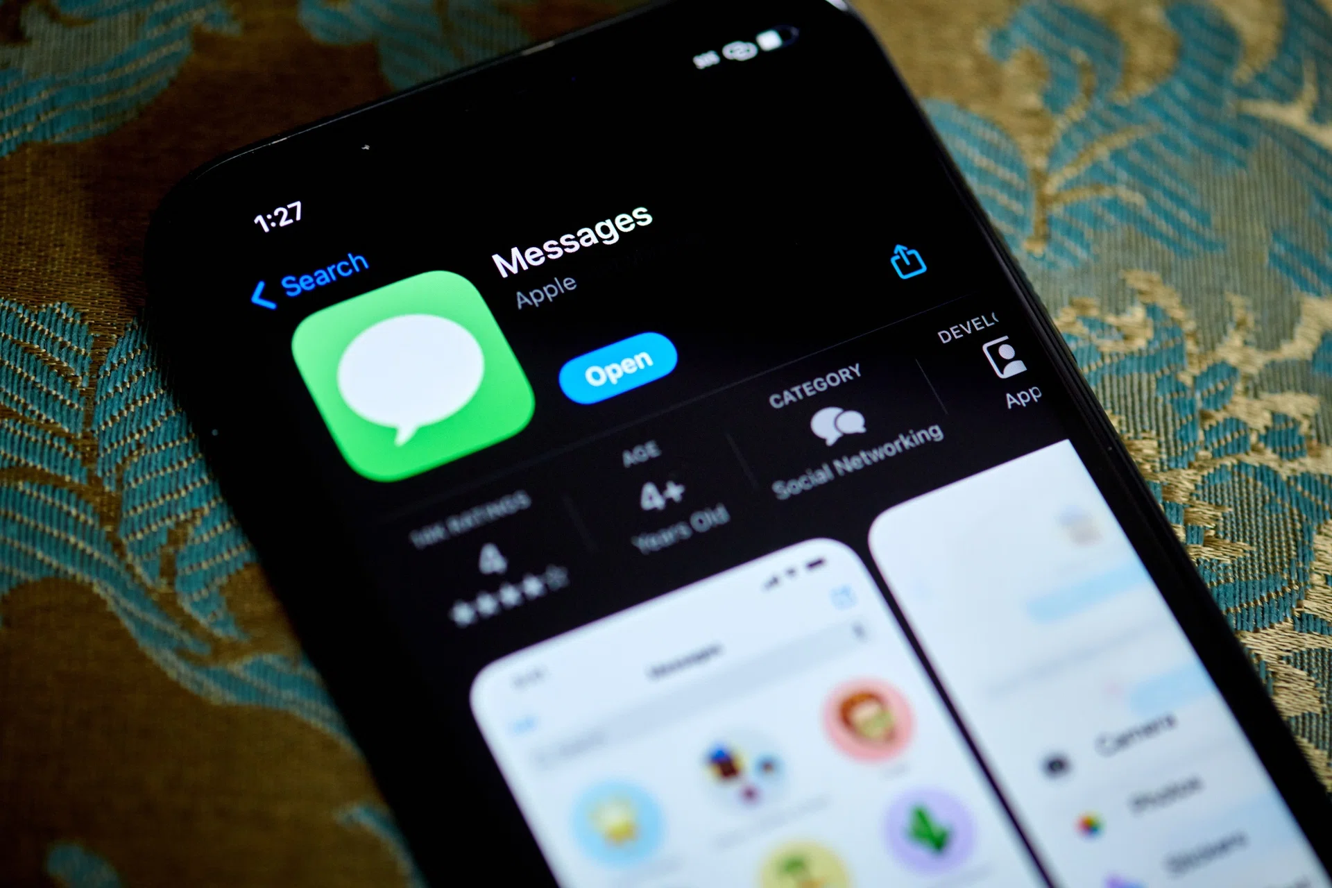 Apple shutters third-party apps that enabled iMessage on Android - The ...