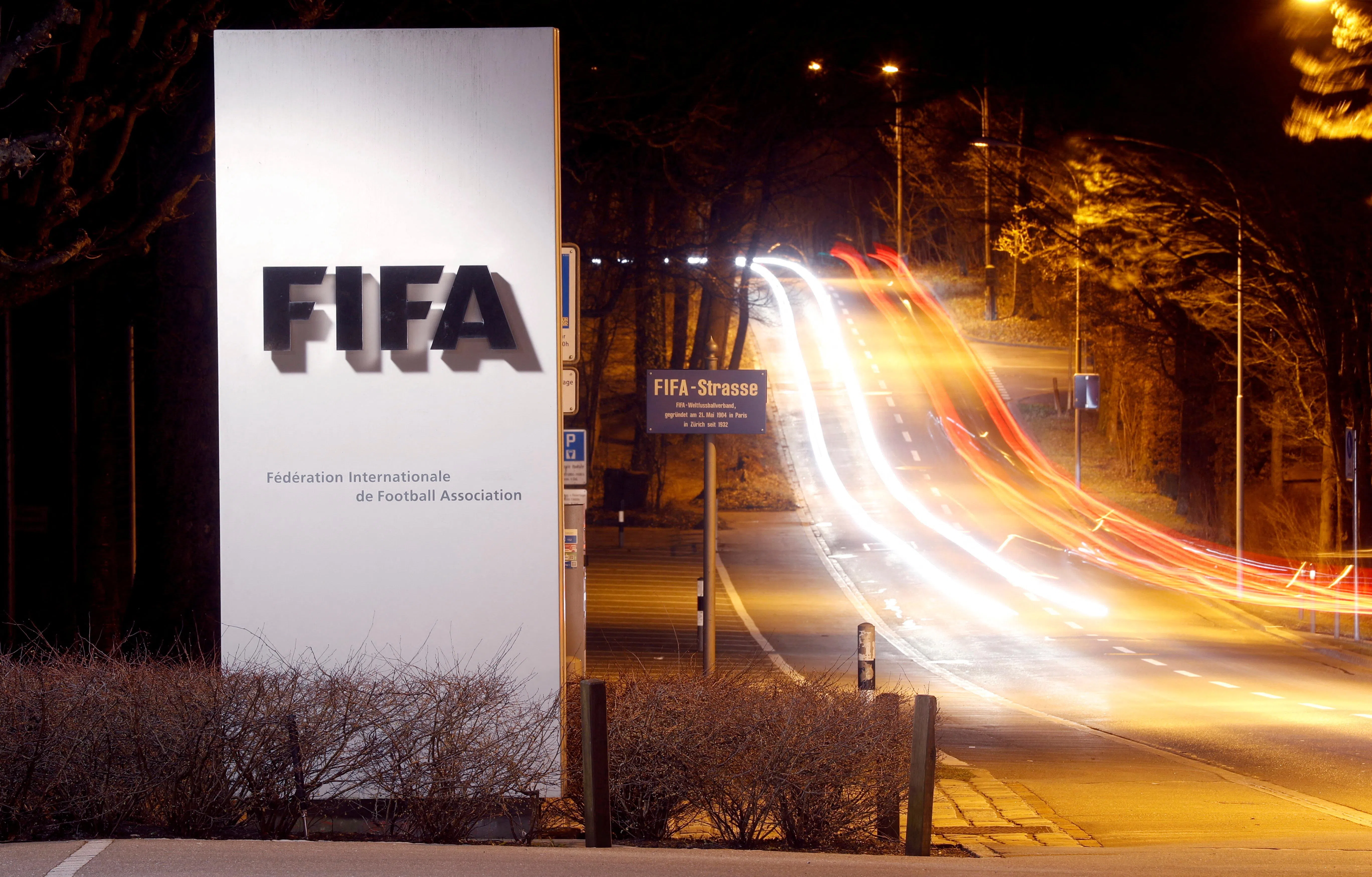 Fifa may face legal action from players’ union, leagues over packed ...