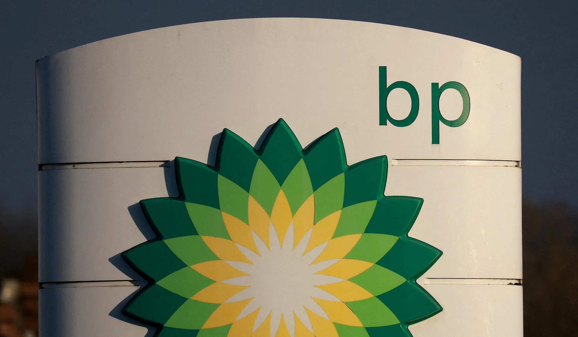BP faces pivotal moment as activist investor Elliott enters fray - The ...