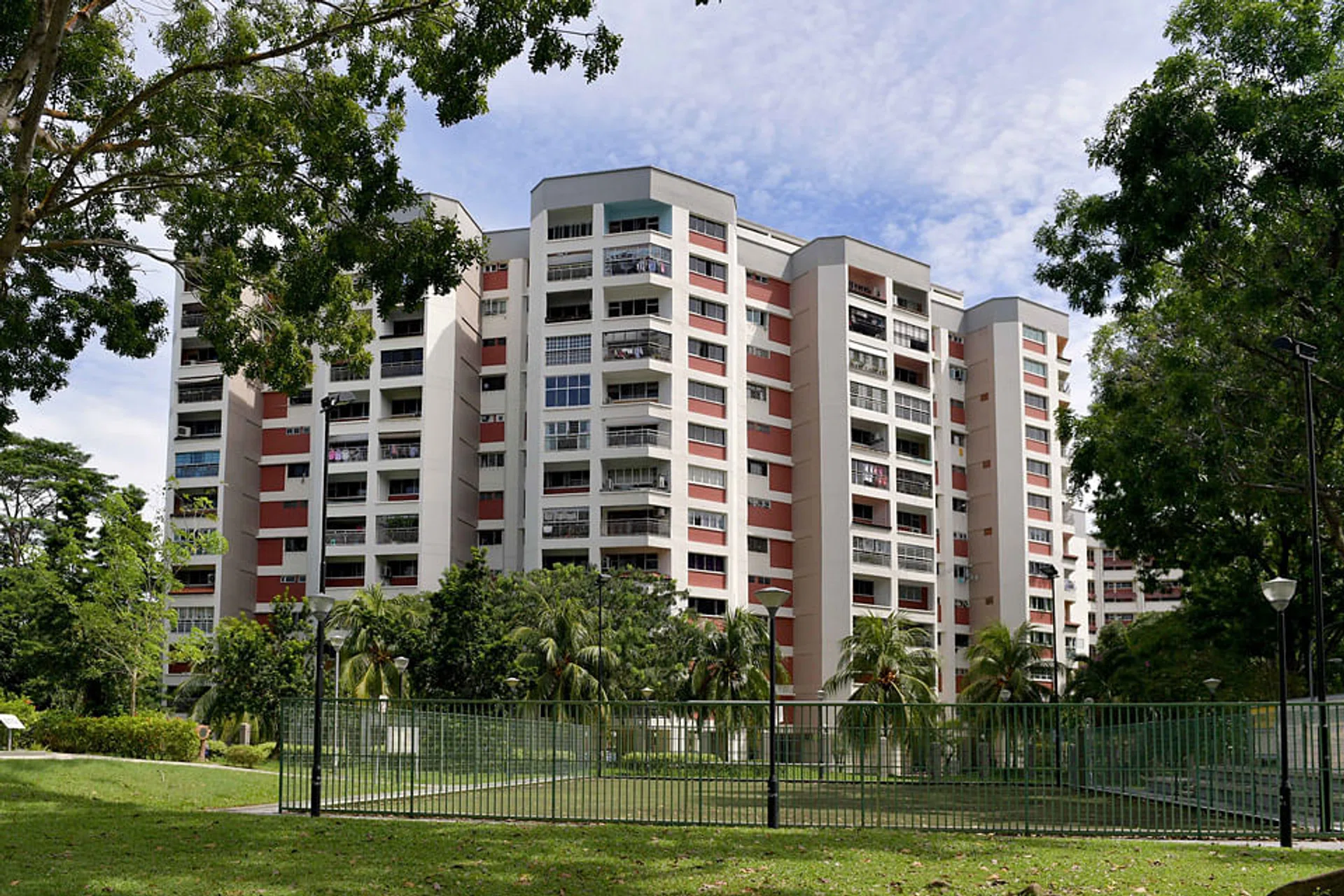 Sim Lian plans over 2,000 units at Tampines site - The Business Times