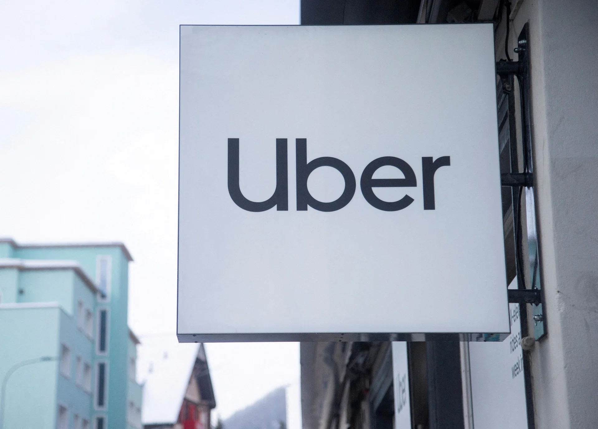 Uber to offer Seine cruises, day trips in Paris during Olympics rush ...