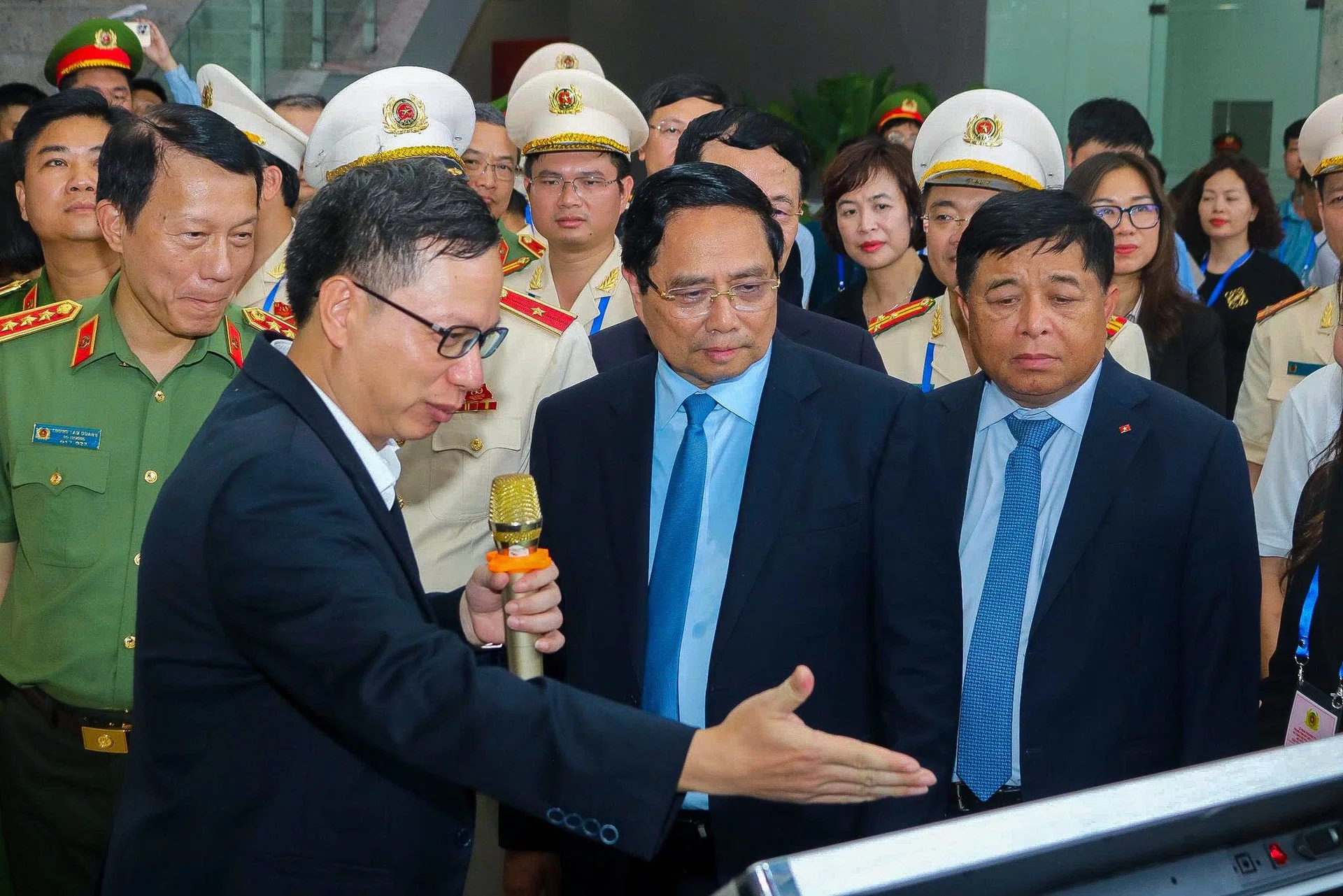 Vietnam ramps up blockchain as local players chase early lead - The ...